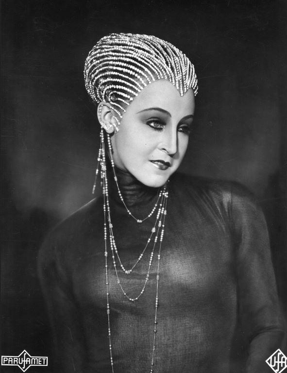 Brigitte Helm | Scrolller