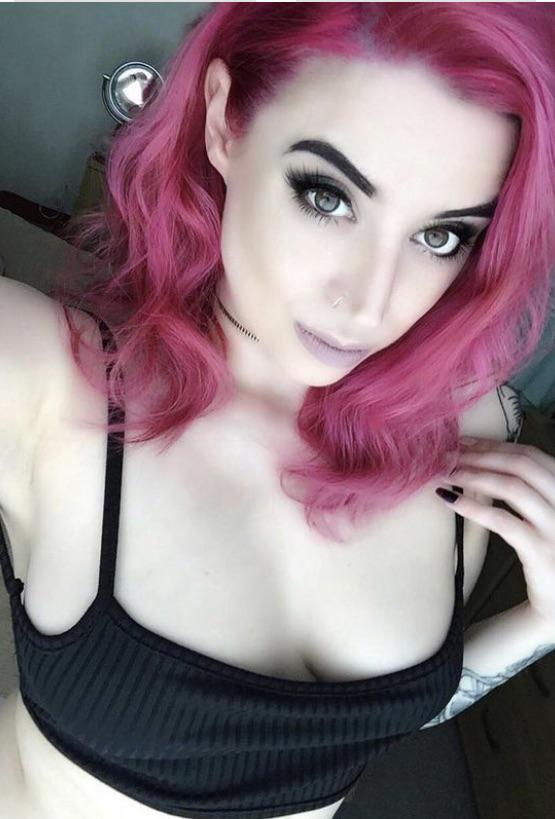 British goth | Scrolller