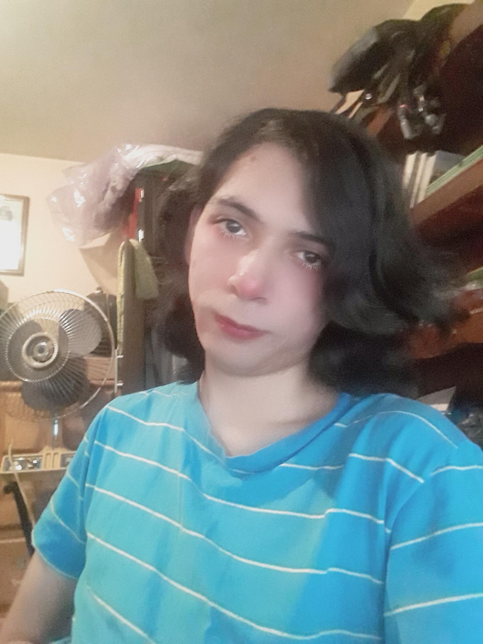 Broken femboy | Scrolller