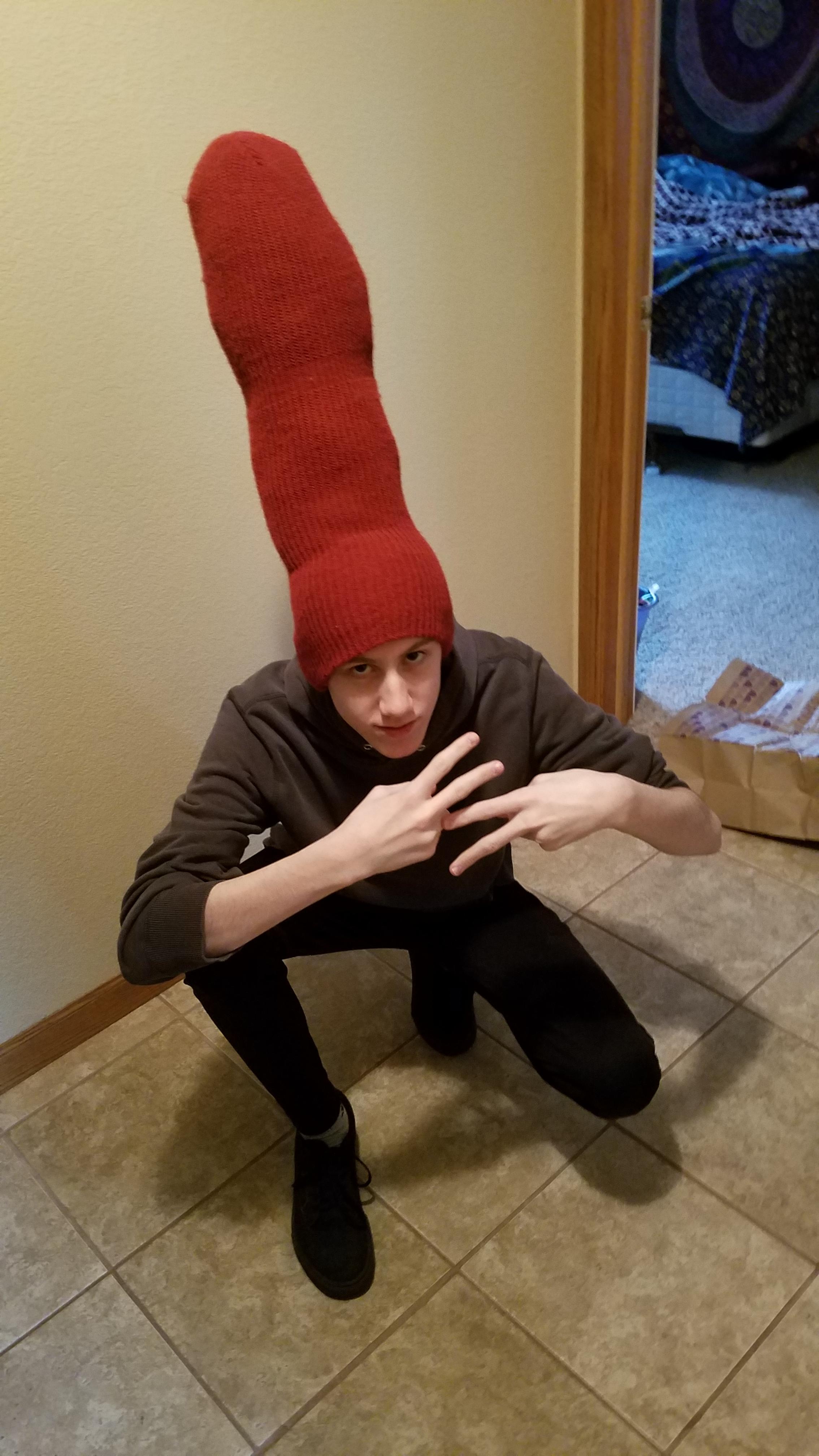 Brother just picked up a new beanie | Scrolller