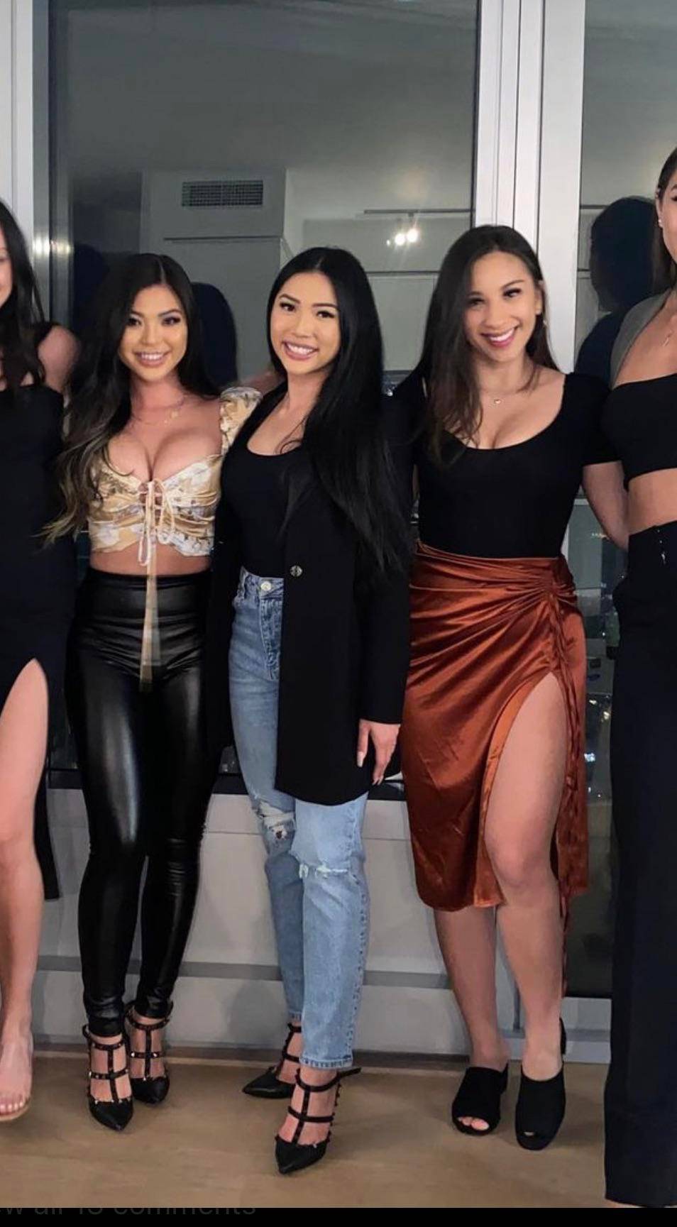 Brunette trio | Scrolller