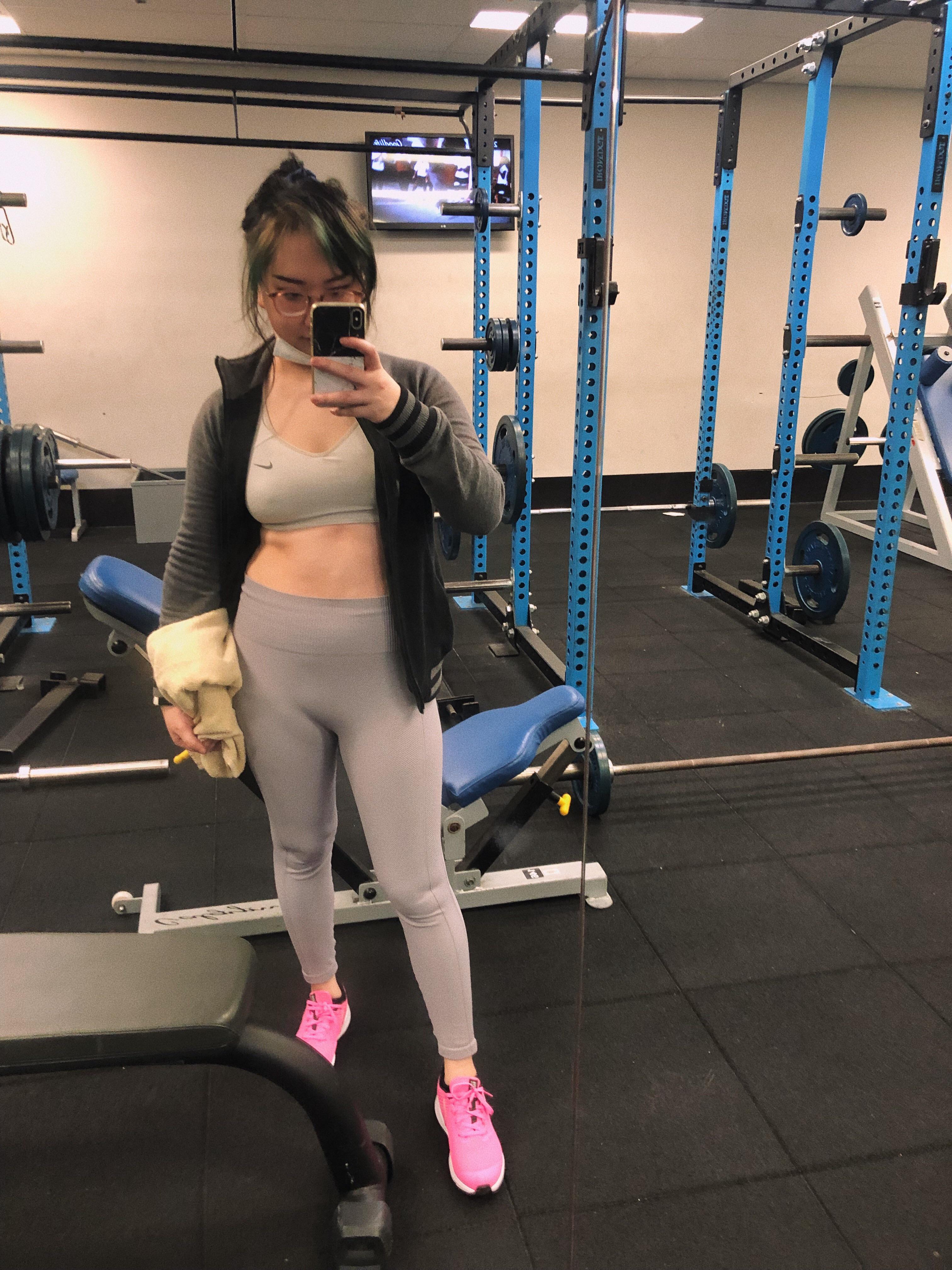 Building on my child bearing hips😆 | Scrolller