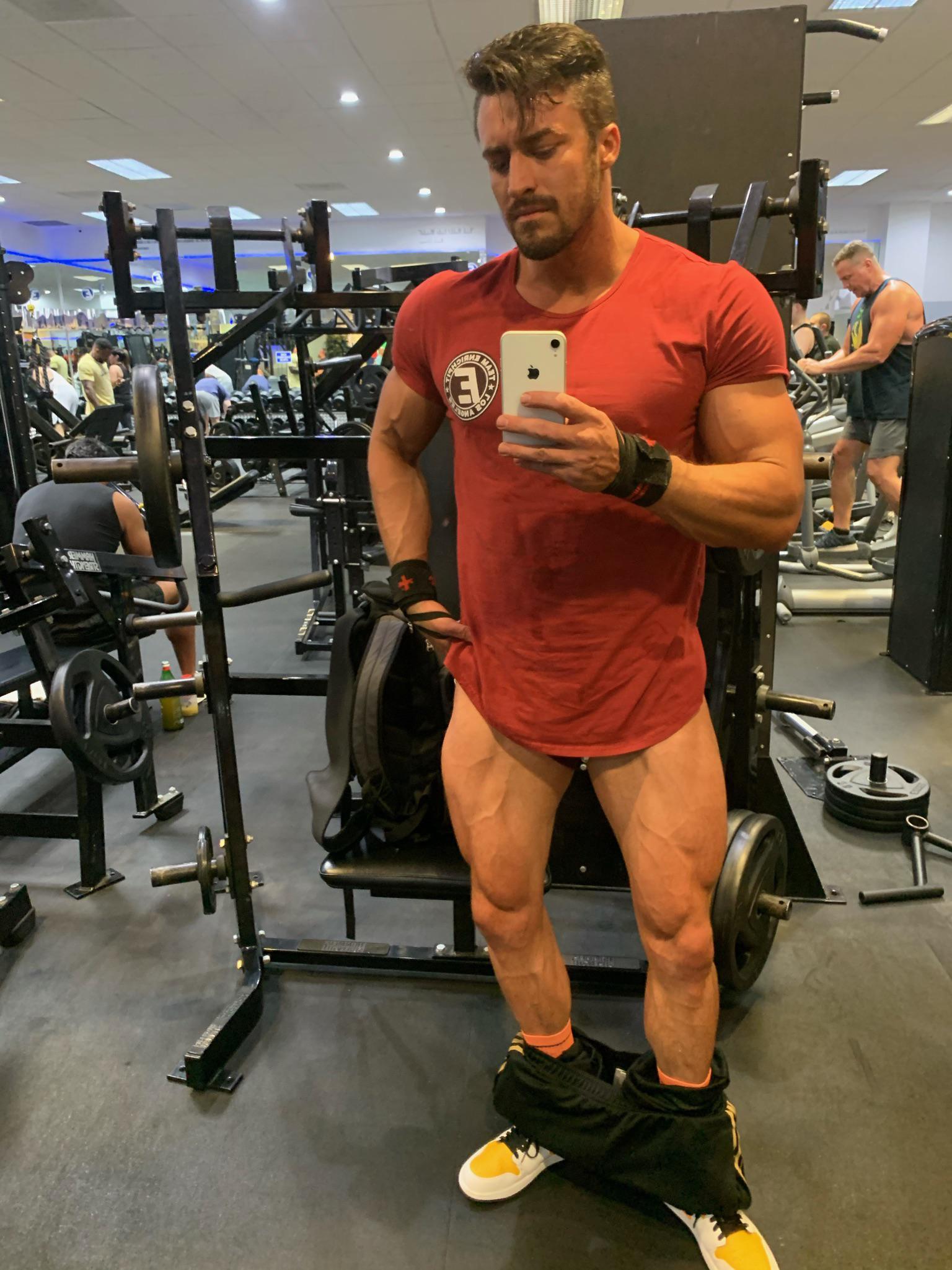 Building the quads | Scrolller