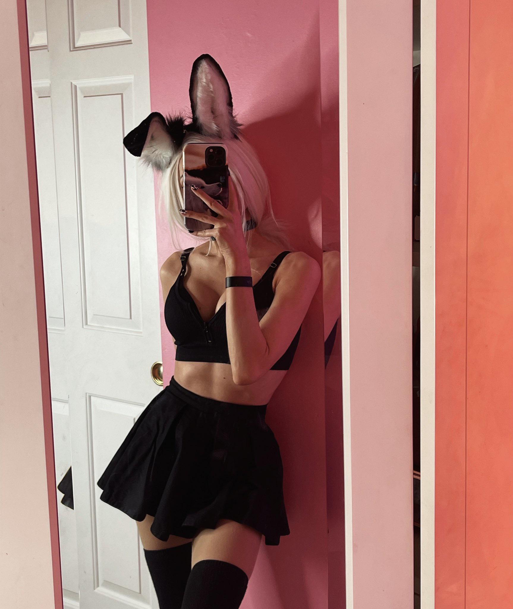 Bunny ears | Scrolller