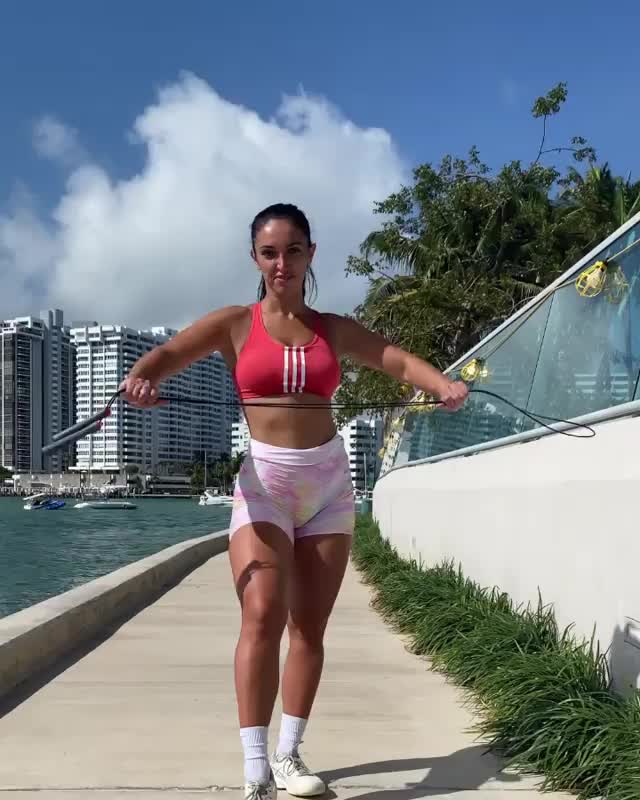 Busty Jump Rope Queen | Scrolller