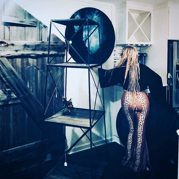 Butt Appreciation | Scrolller