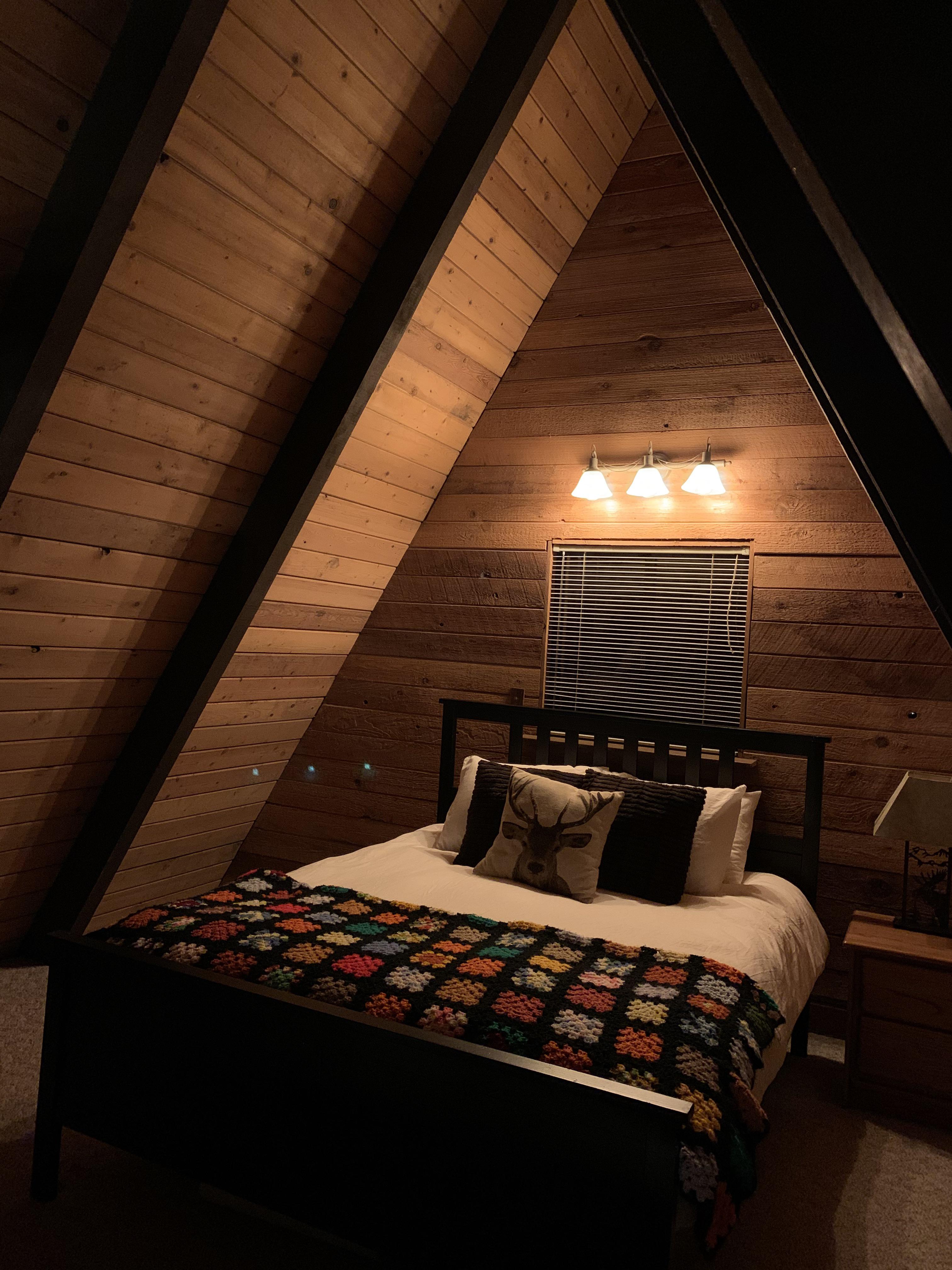 Cabin getaway | Scrolller