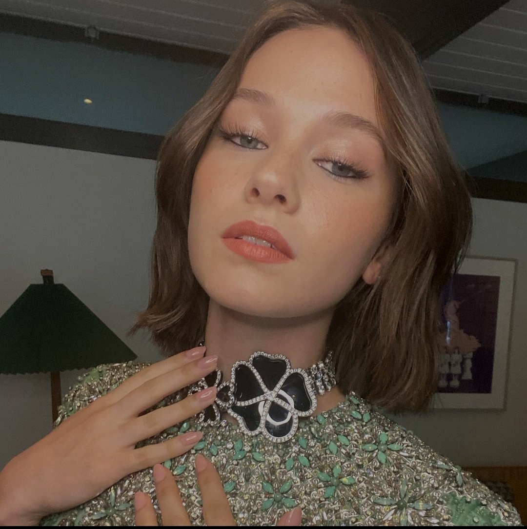 Cailee Spaeny is prime throatfuck material | Scrolller