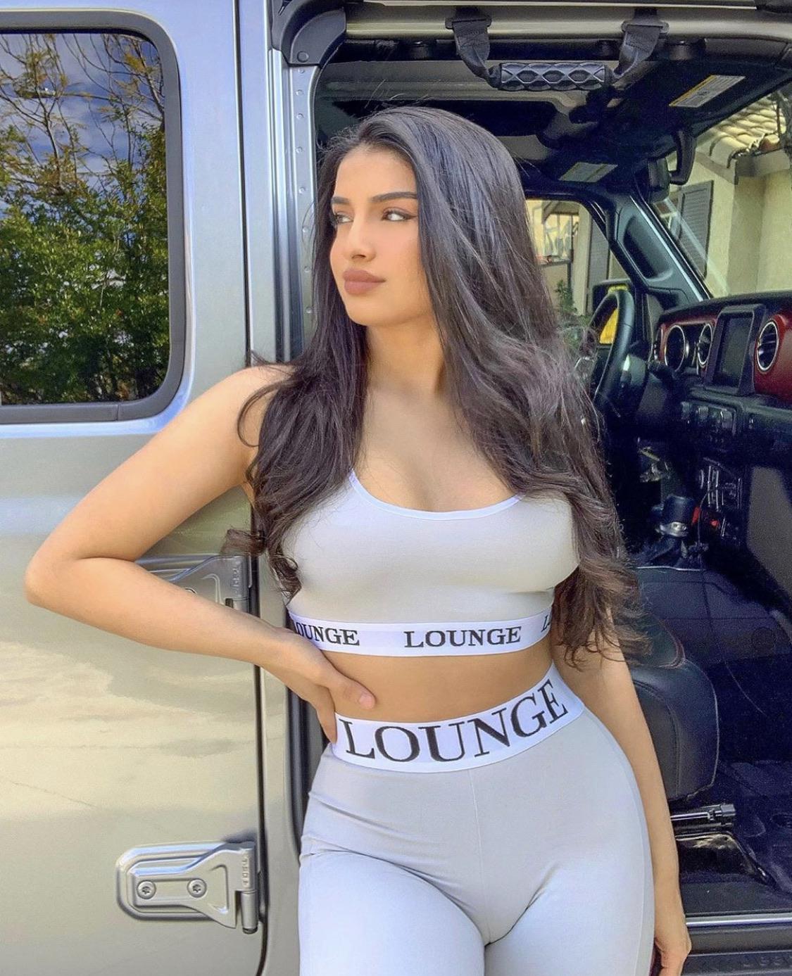 Camel toe | Scrolller