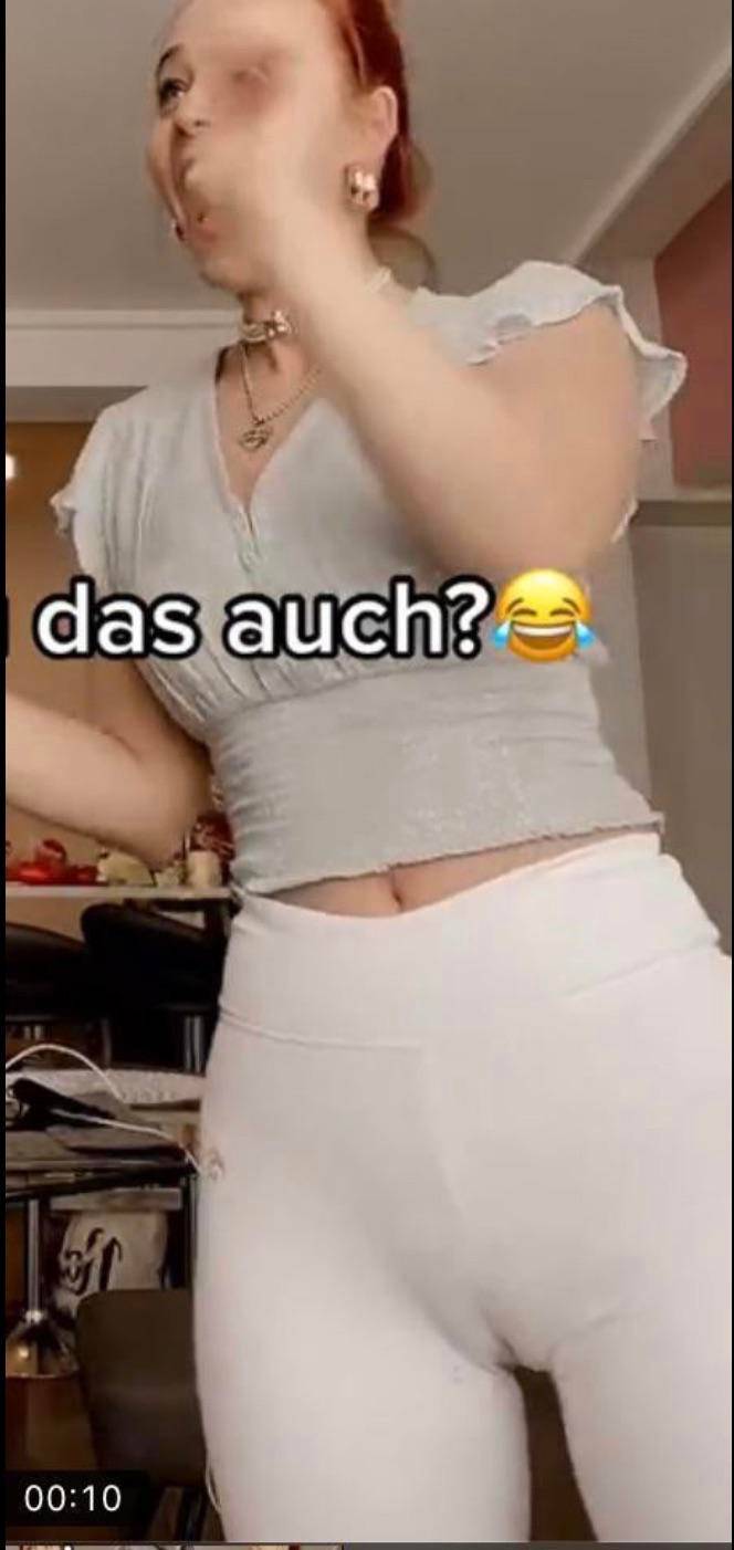 Cameltoe | Scrolller