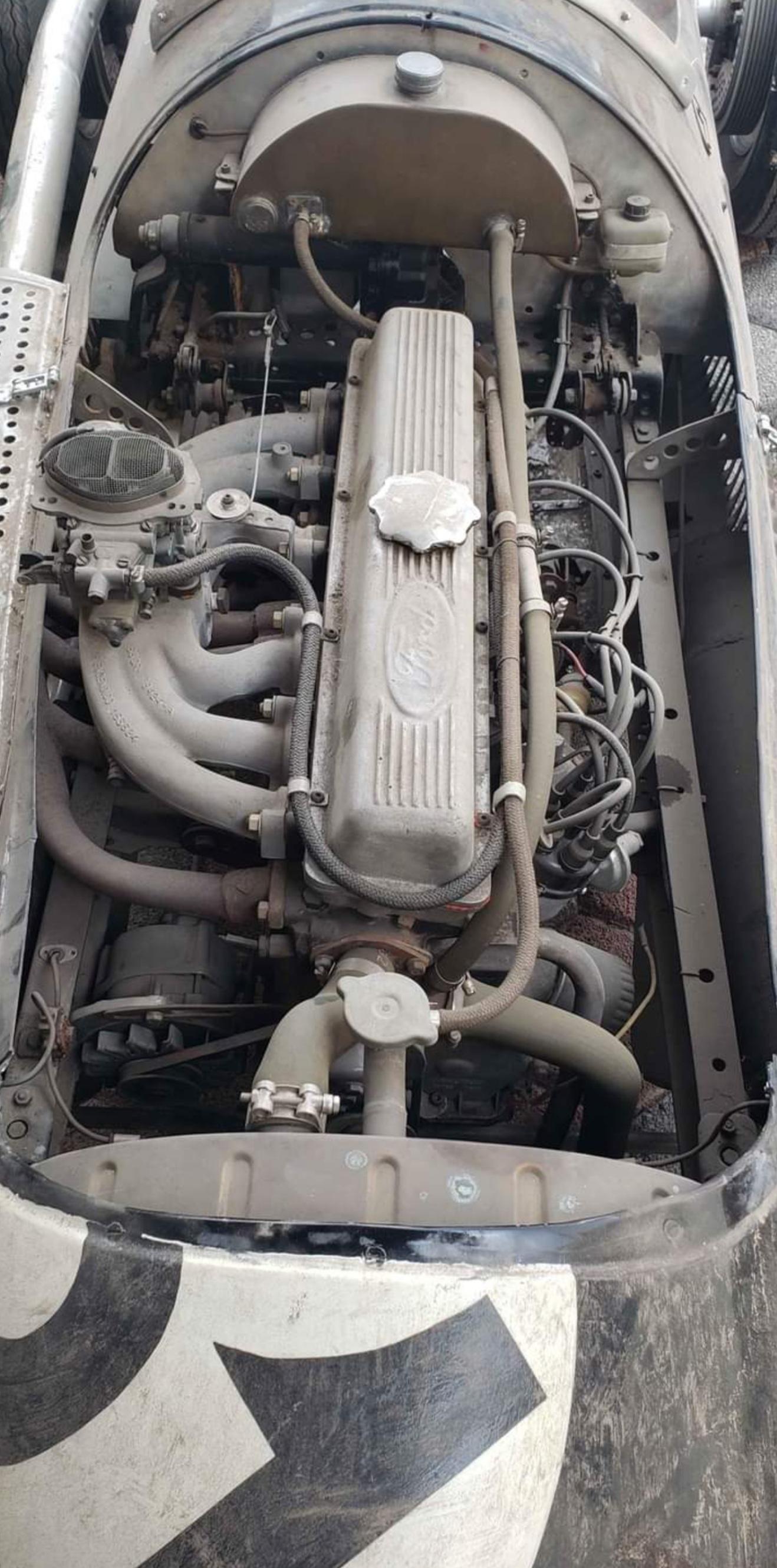 Can anybody identify this motor/engine from the photo please | Scrolller
