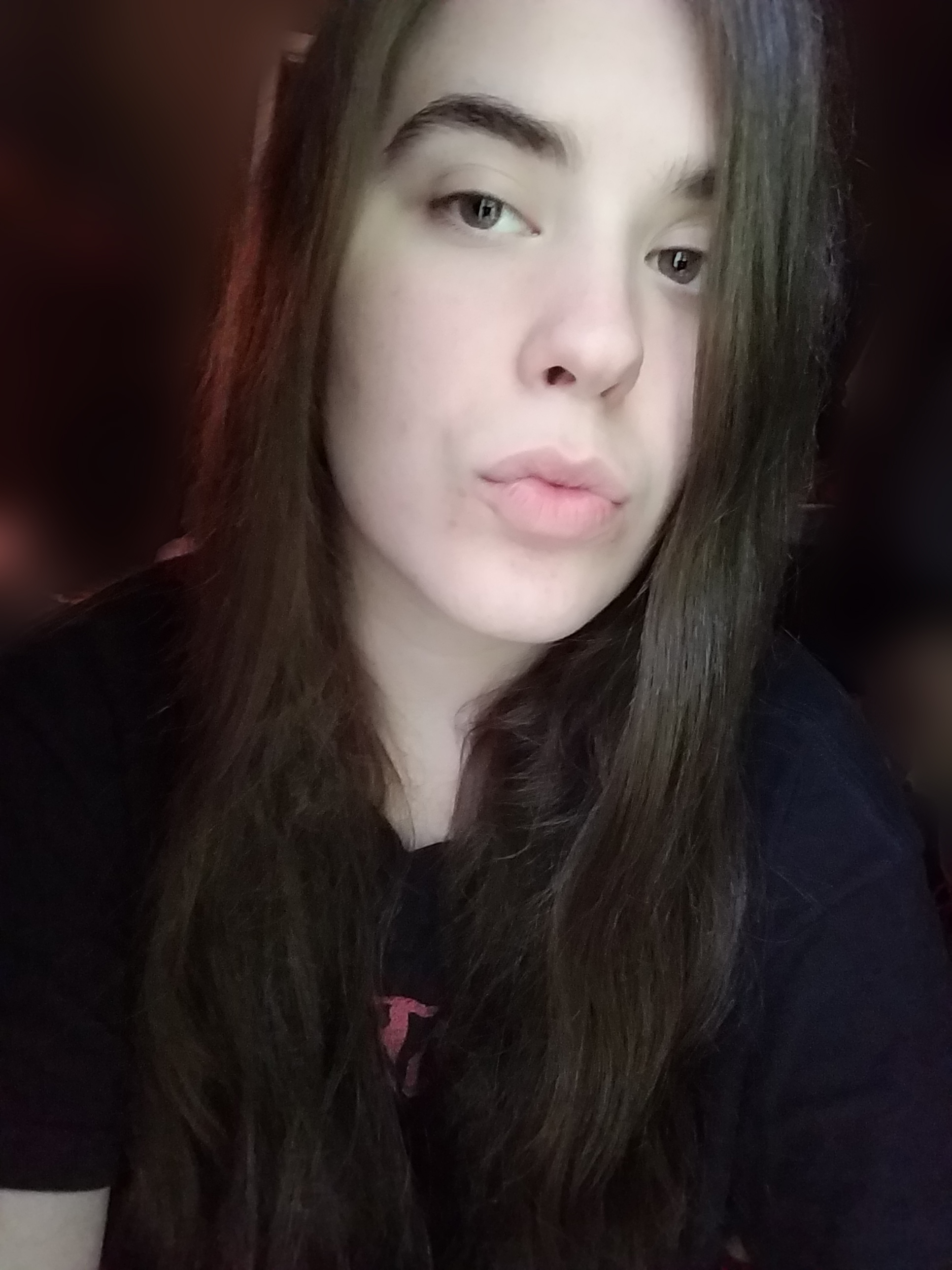 One kiss is all it takes 💋 [OC] | Scrolller