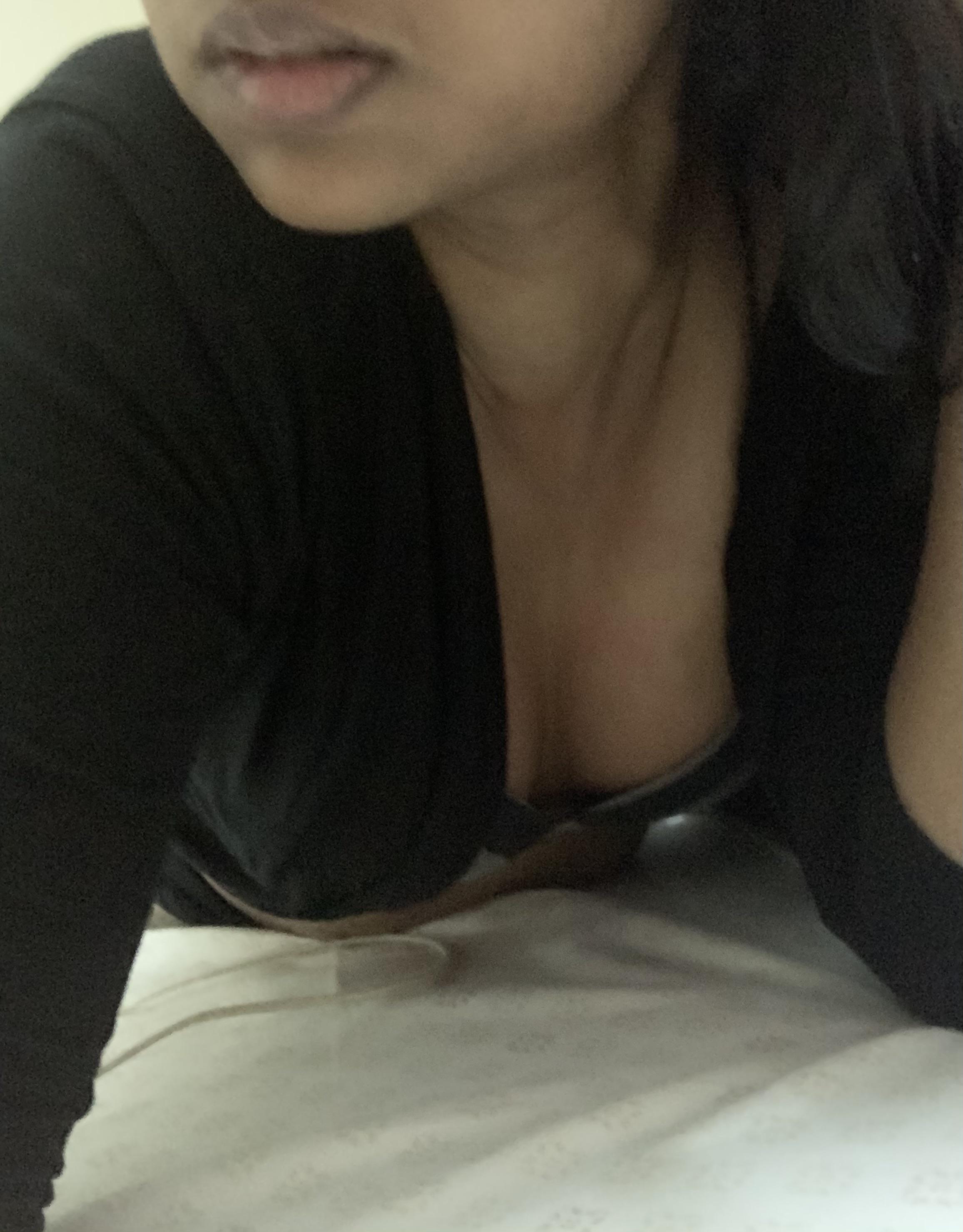 Can i make ur day better? [f] [OC] | Scrolller