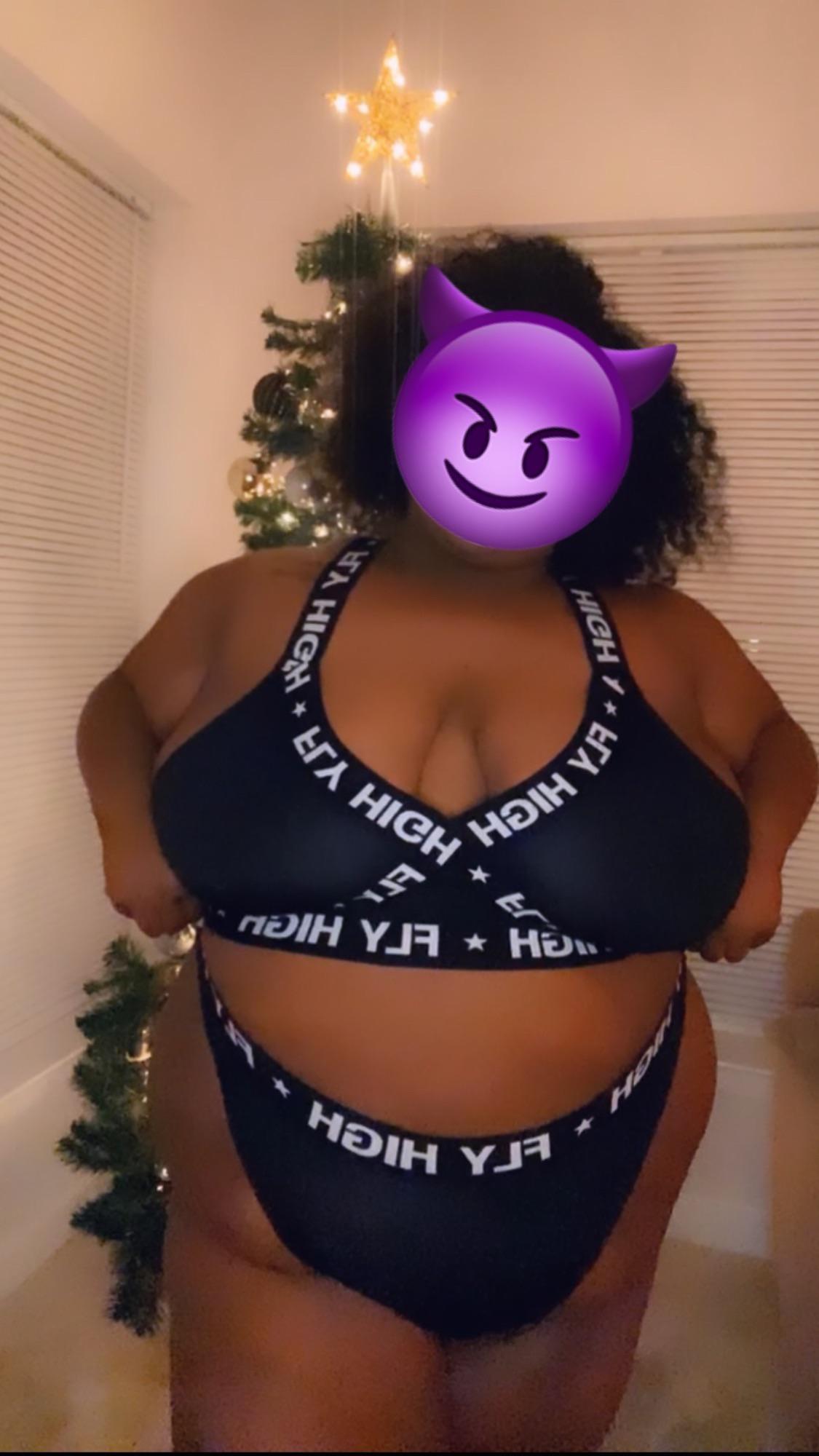 Can You spot the shining star? | Scrolller