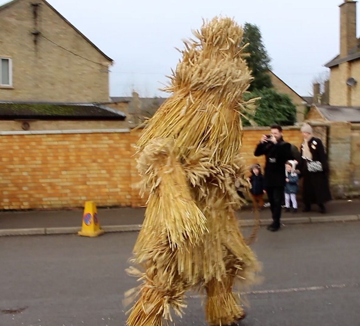 Caption this street scene | Scrolller