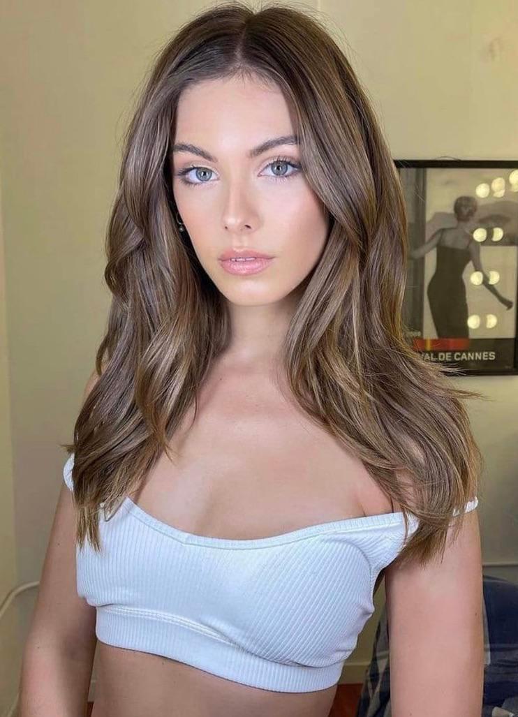 Carmella Rose | Scrolller