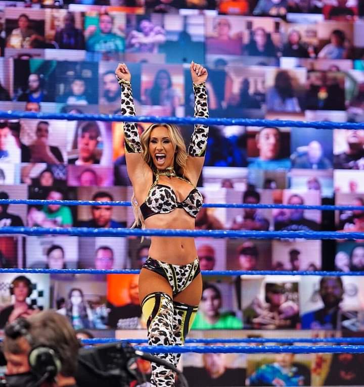 Carmella soooo damn hot tonight | Scrolller