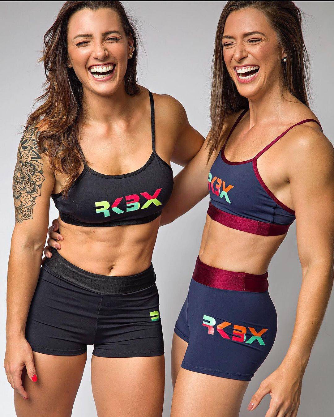 Carol & Bruna | Scrolller