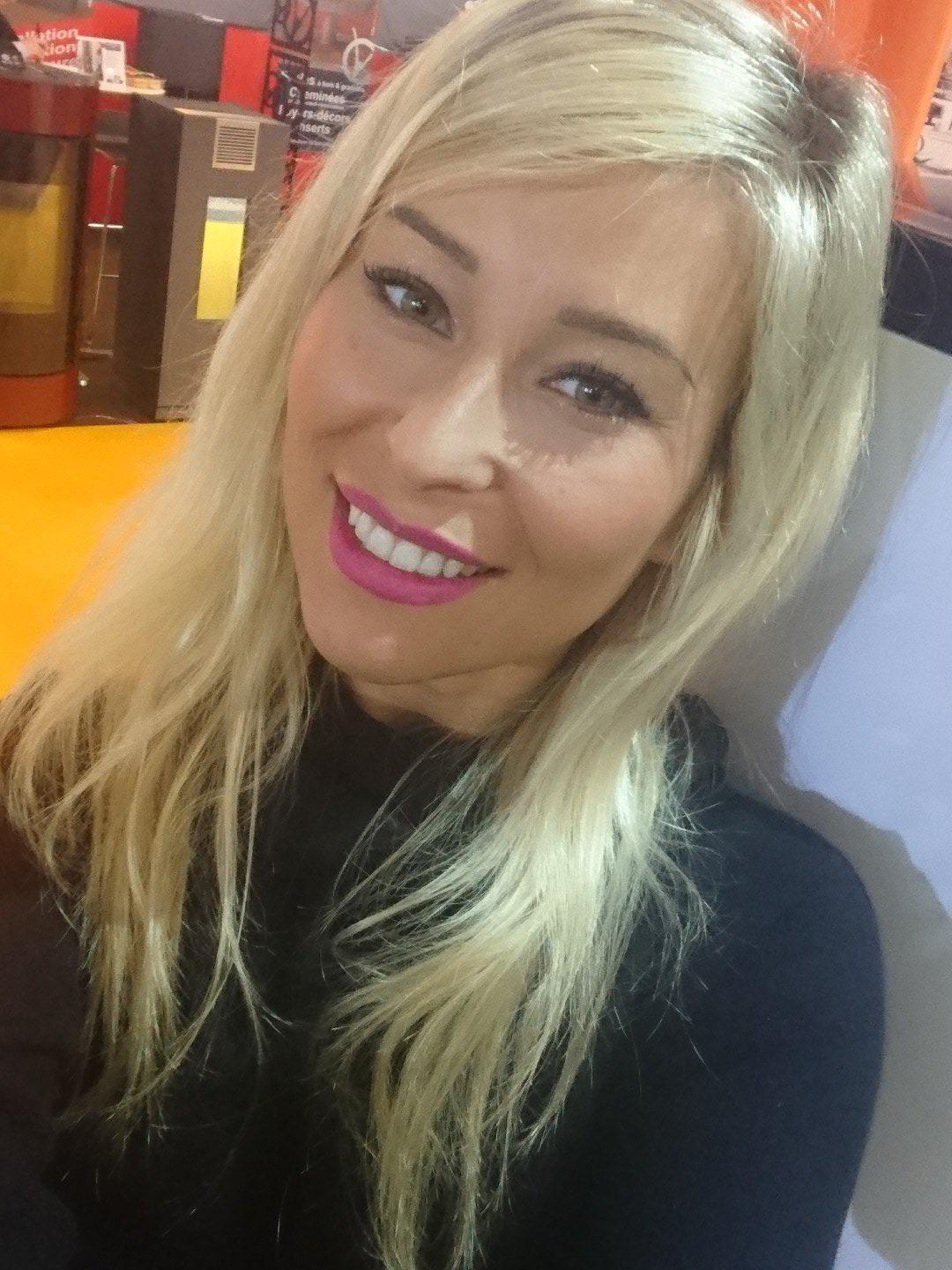 Casual Lola | Scrolller