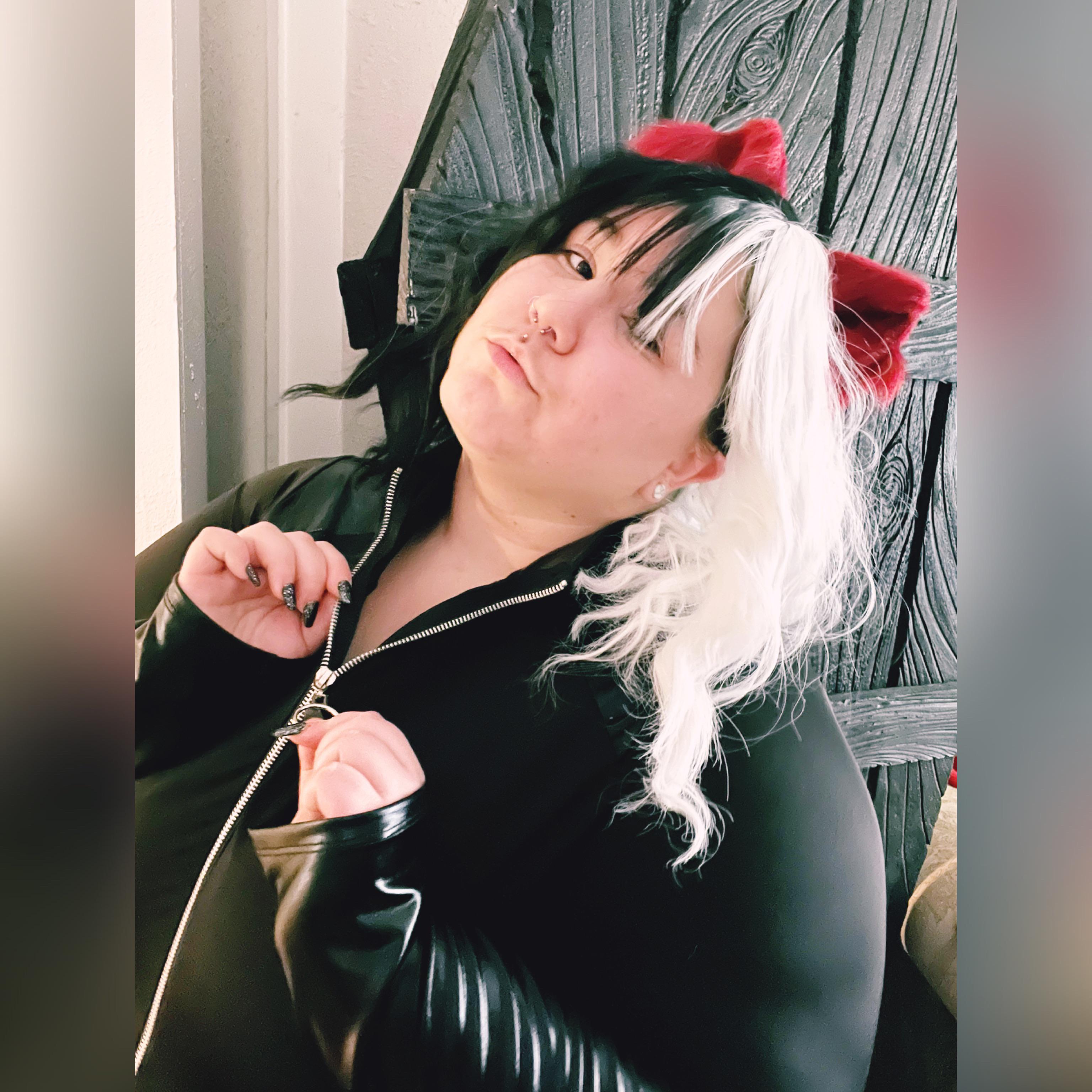 Cat girl in a catsuit uwu | Scrolller