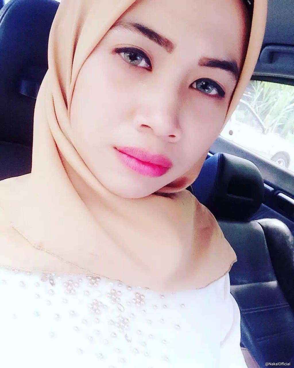 Cek Comments | Scrolller