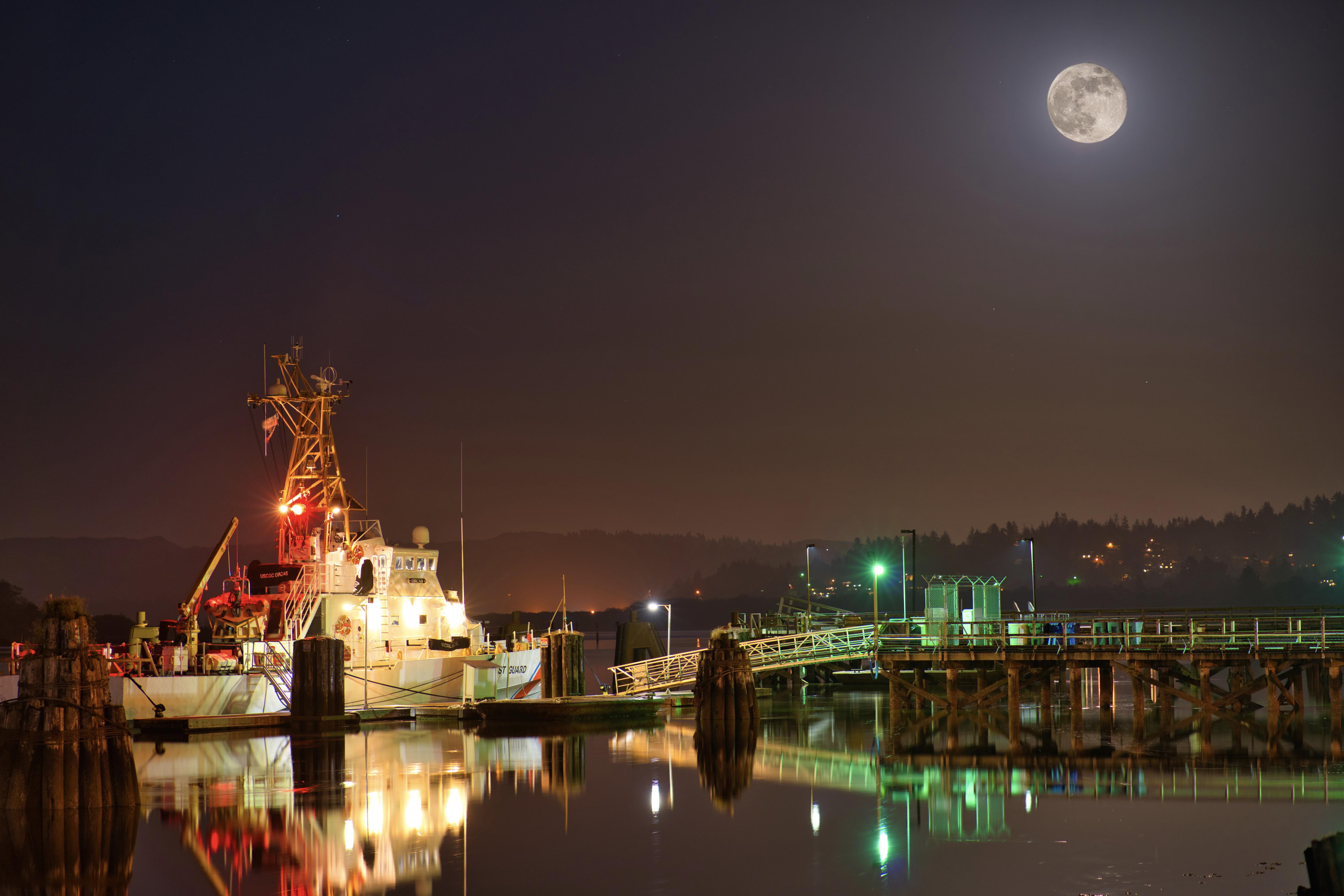 CGC ORCAS during the May 7 Supermoon | Scrolller