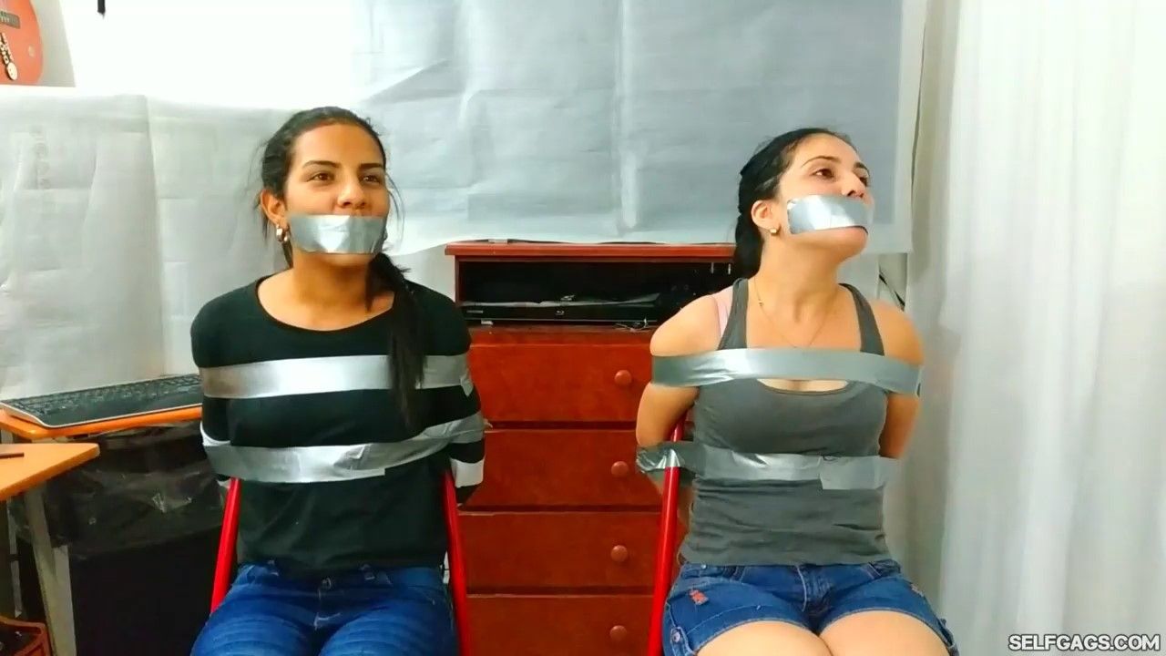 Latina Sisters | Scrolller