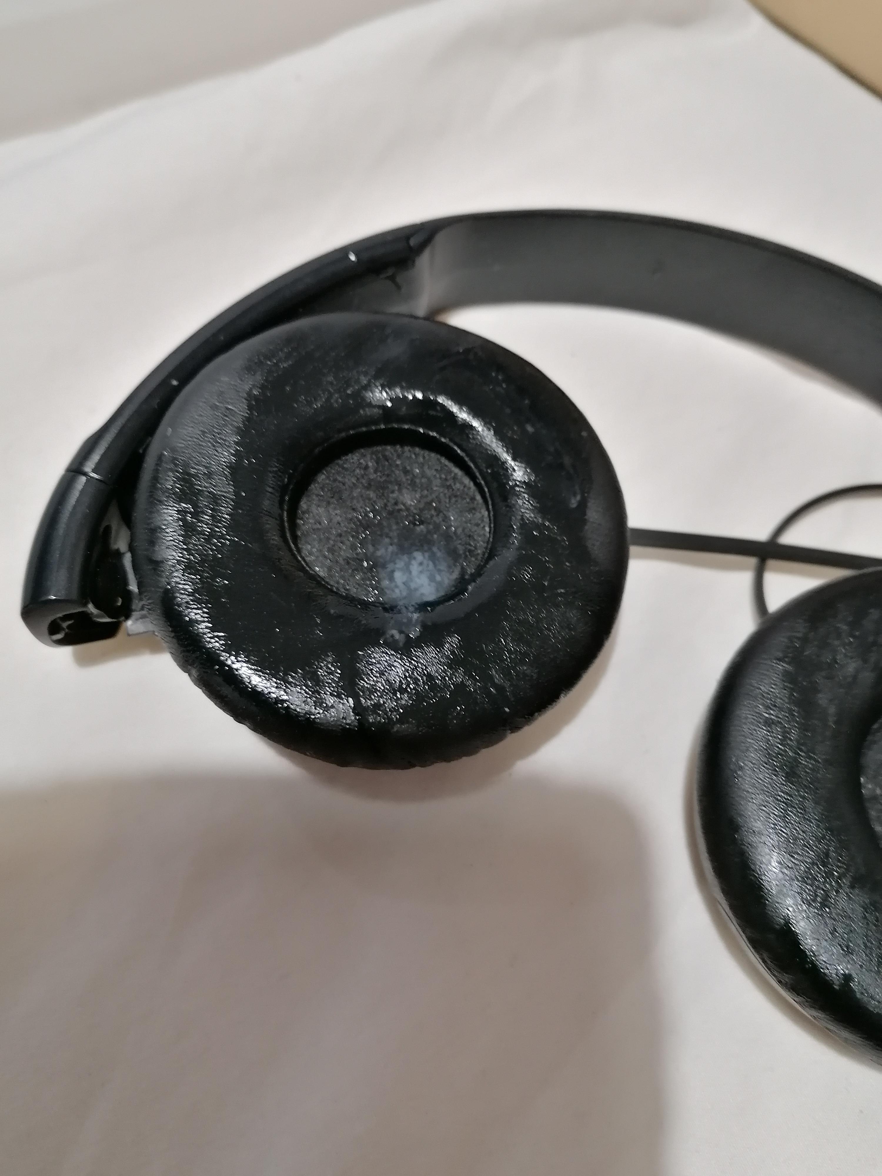 [Challenge] Cum into a pair of headphones/Fill the earcups. | Scrolller