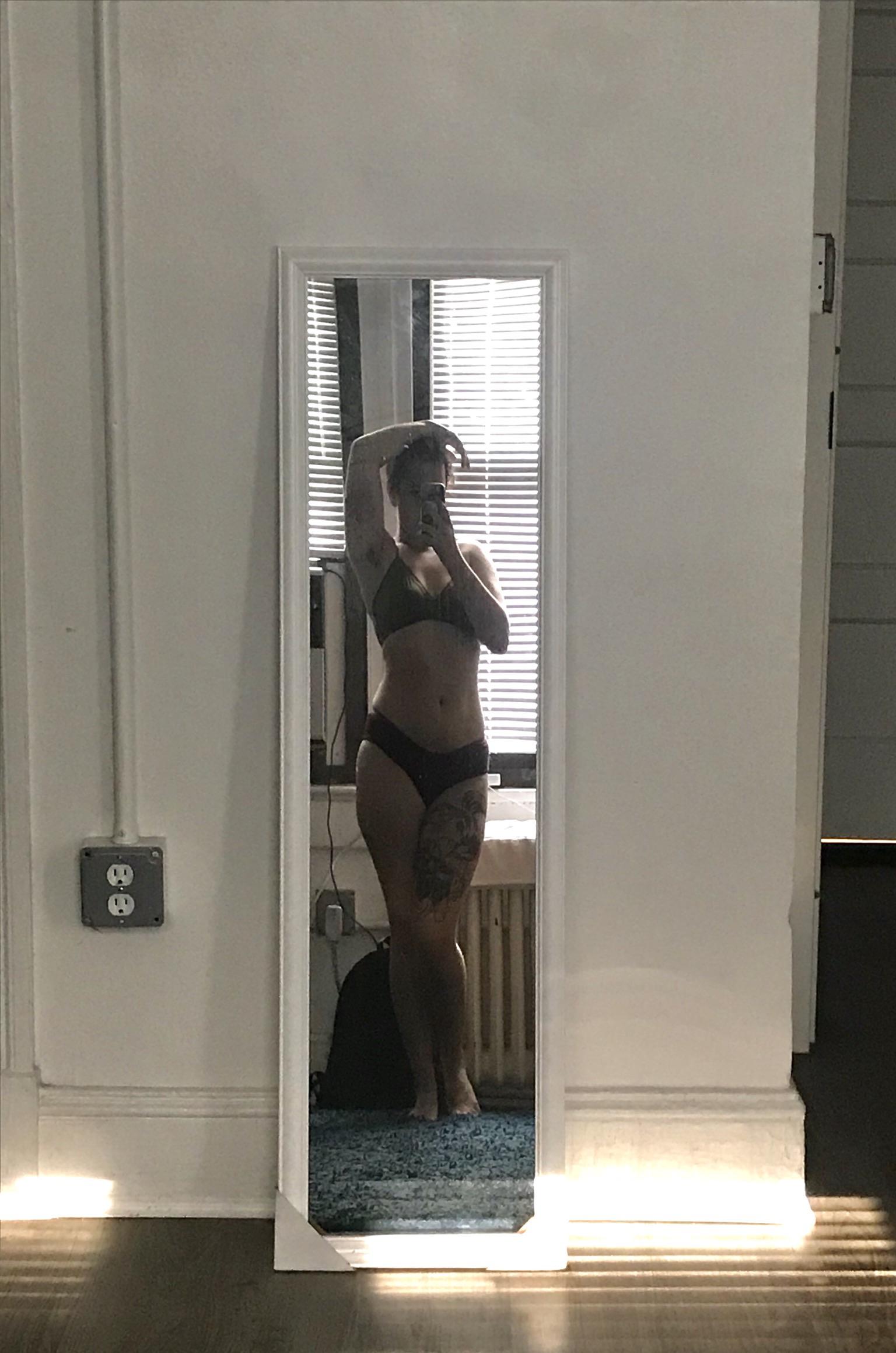 changing my occupation to a statue of venus | Scrolller