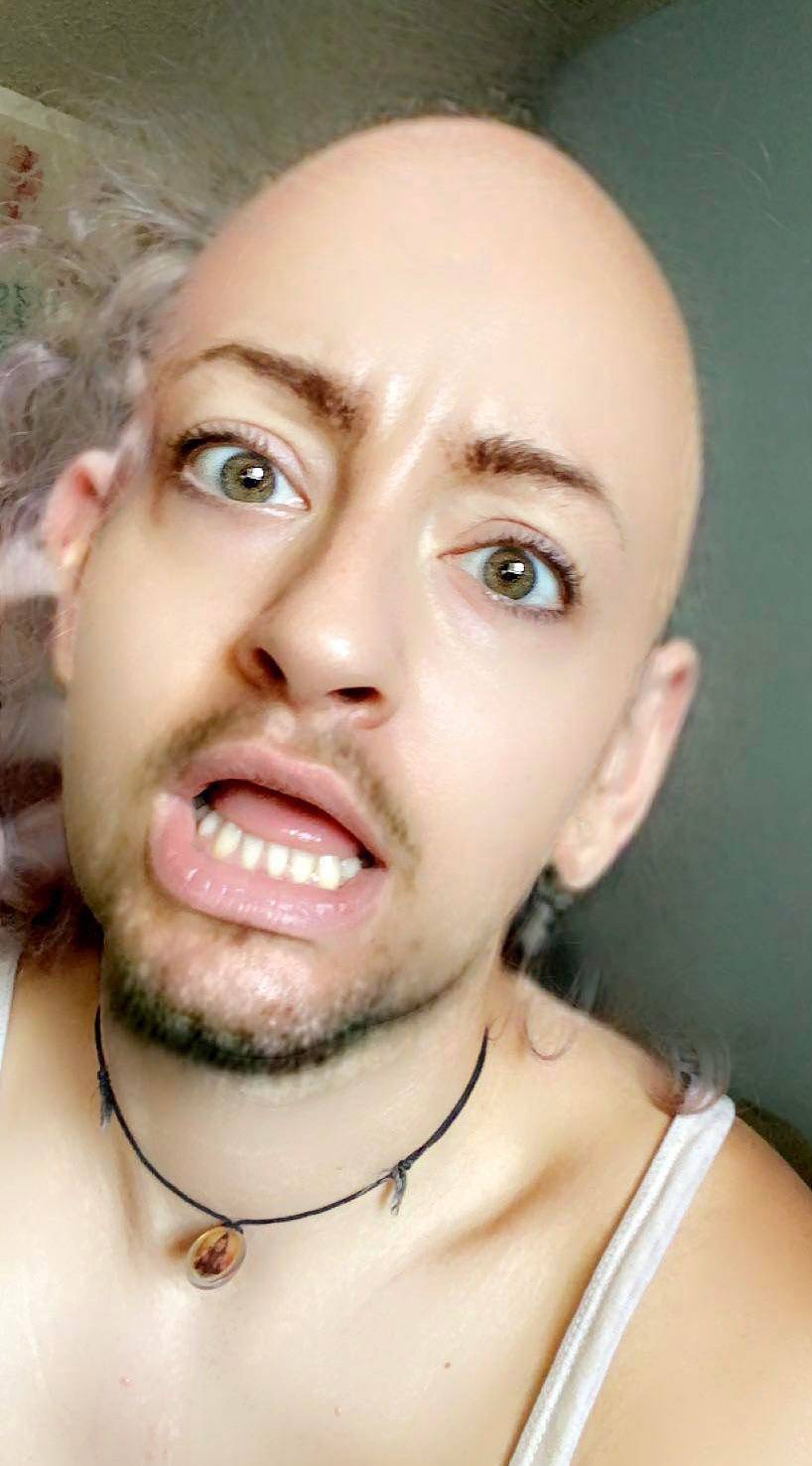 Chaotic neutral [27f] | Scrolller