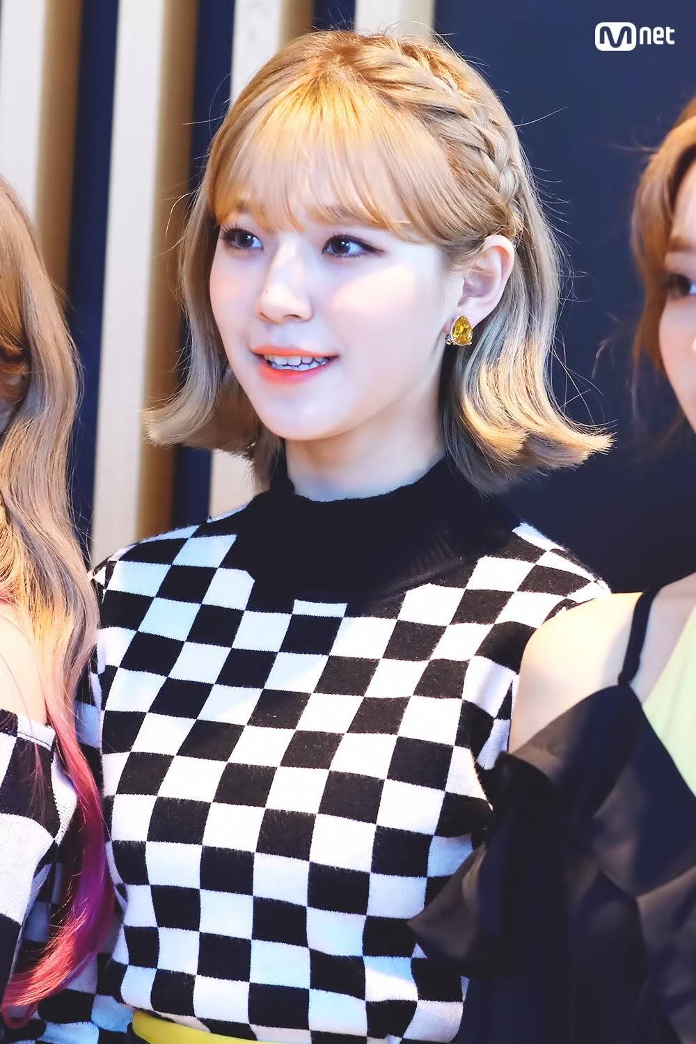 Checkered Jiheon | Scrolller