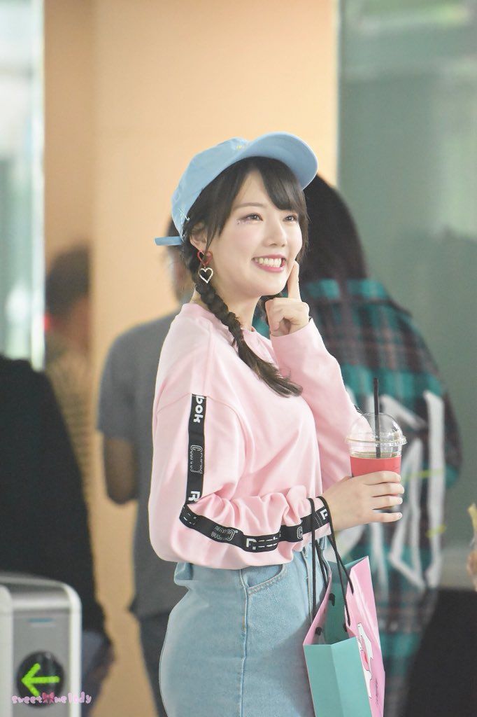 Cheesy Yerin | Scrolller