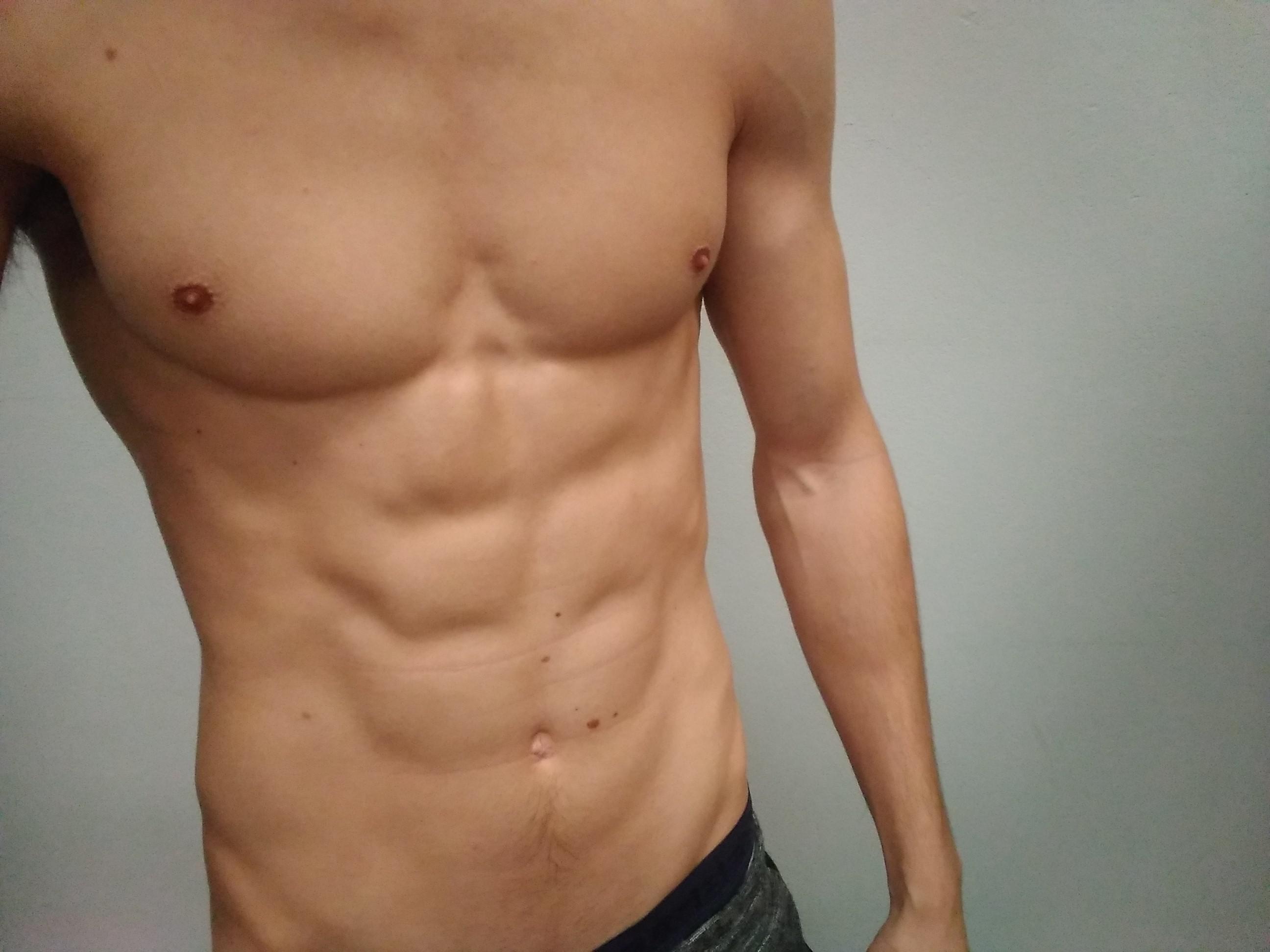 Pecs or abs? | Scrolller