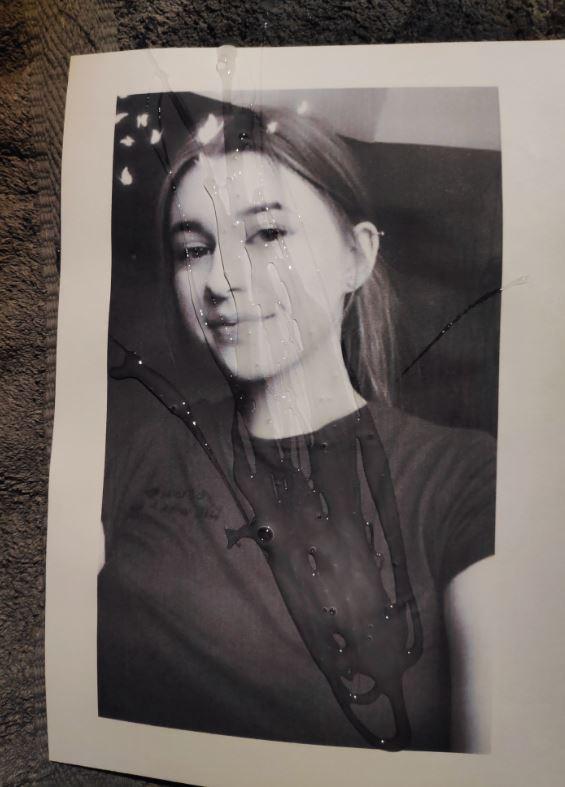 Chiara vollgespritzt 💦 | Scrolller