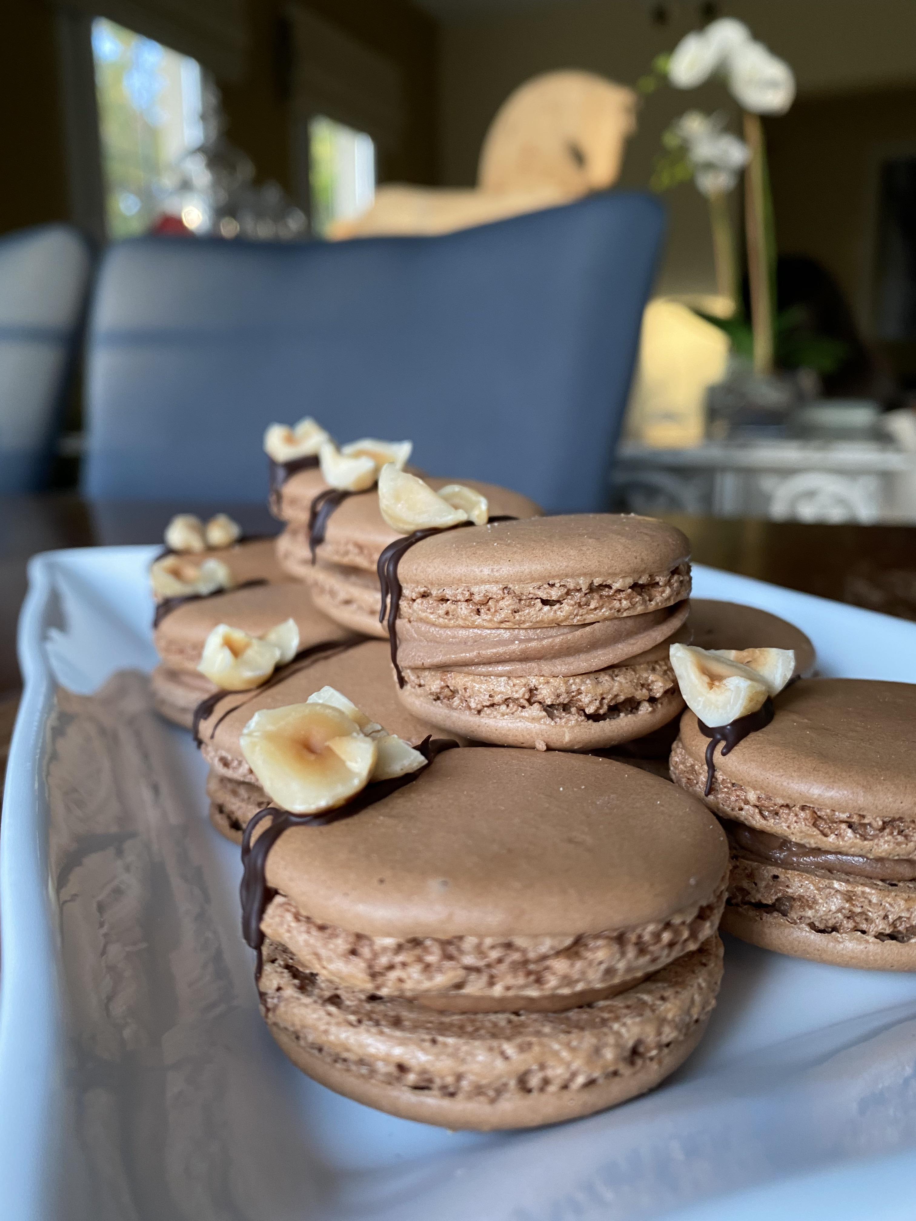 Chocolate Hazelnut Macarons | Scrolller