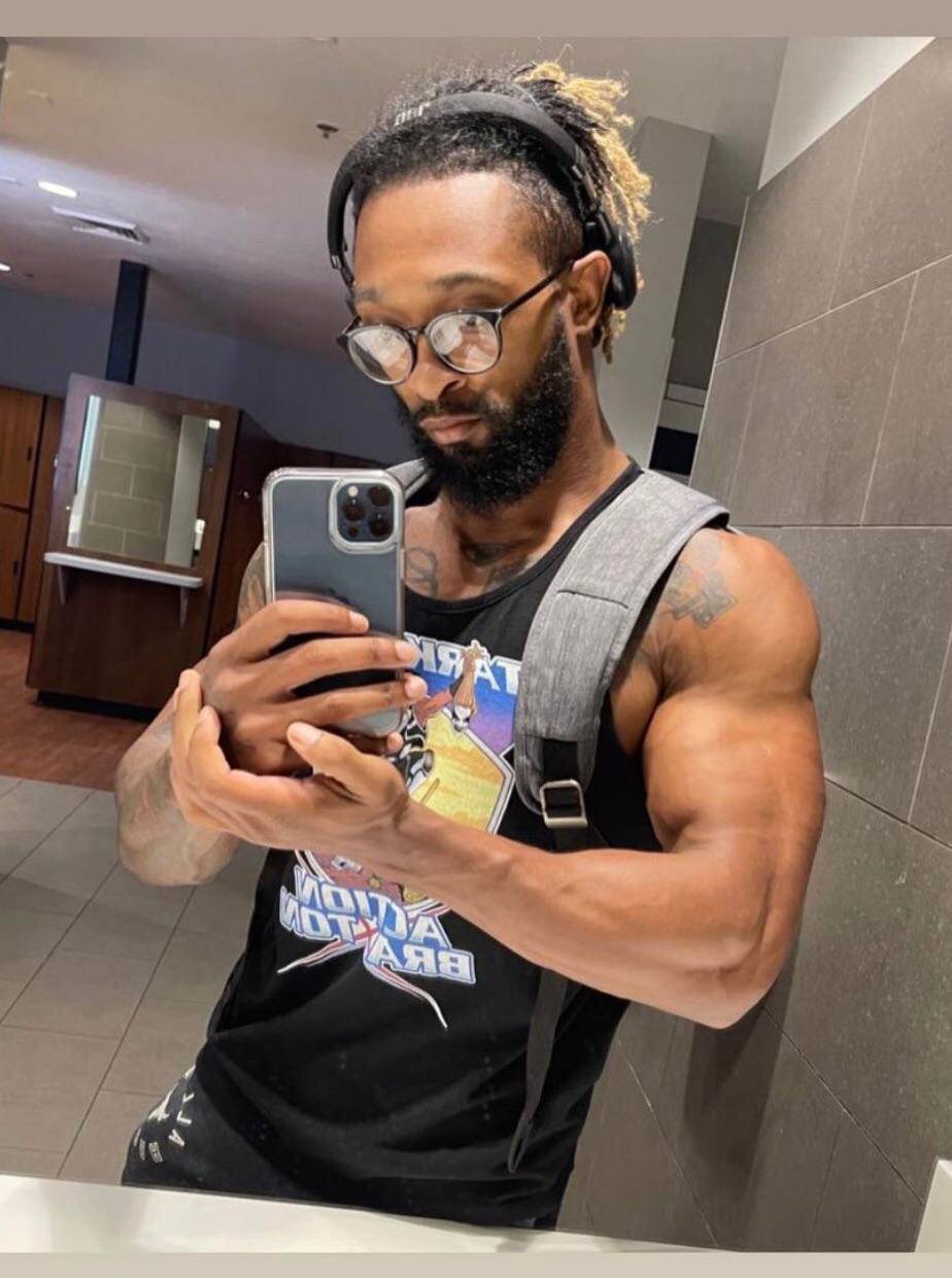 Chris Bey | Scrolller