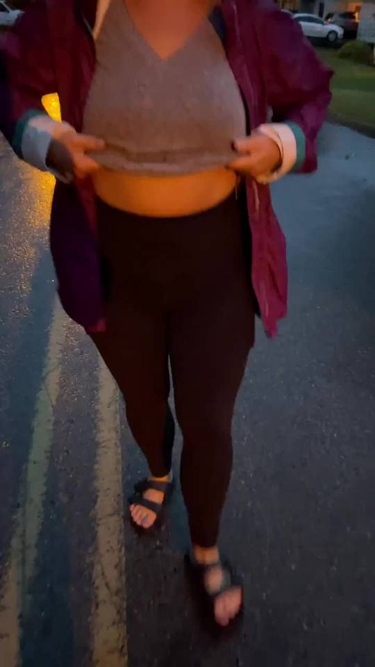 Chronic flasher. Even in the rain. | Scrolller