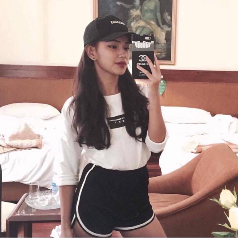 Cigarette Phone | Scrolller