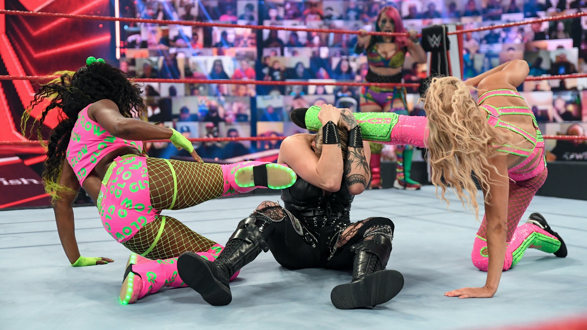 CJ & Naomi kicking Rhea | Scrolller