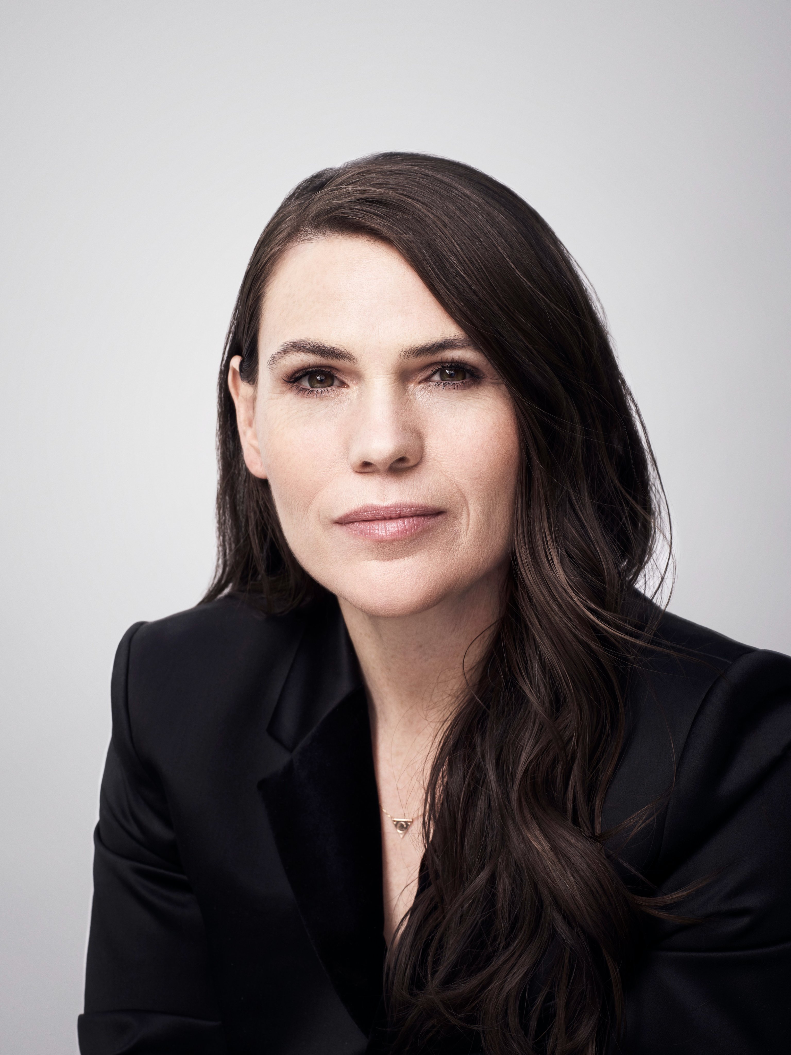 Clea DuVall | Scrolller