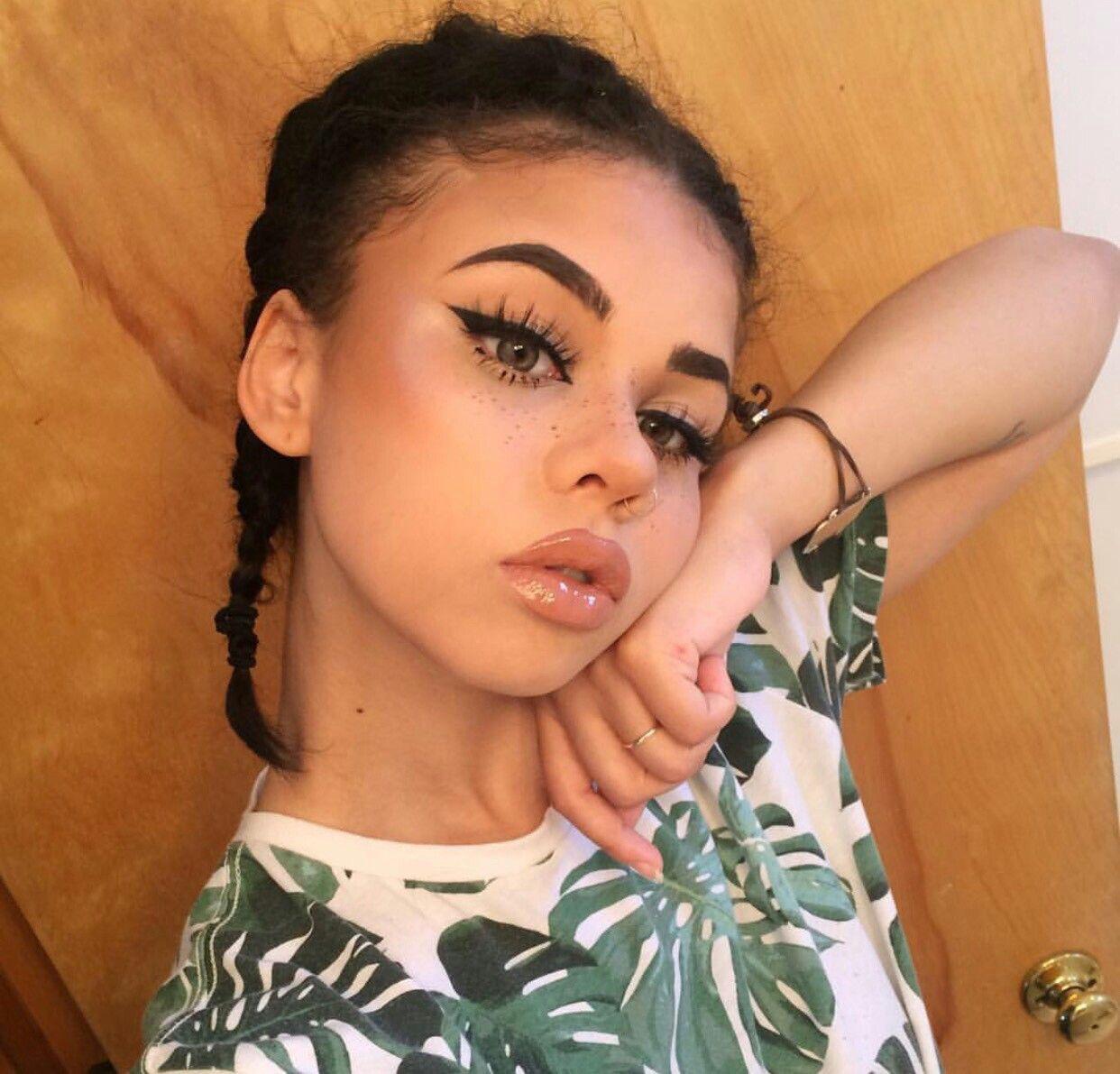 Click link below 😩 | Scrolller