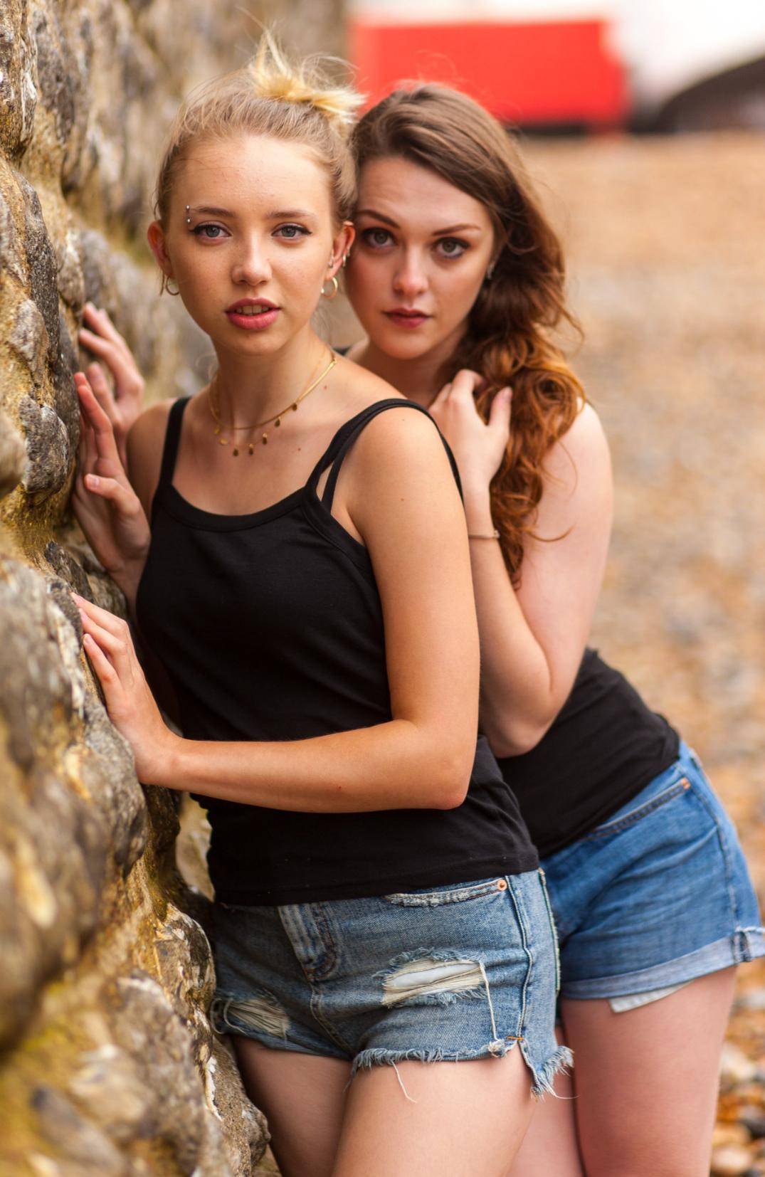 "closer" | Scrolller