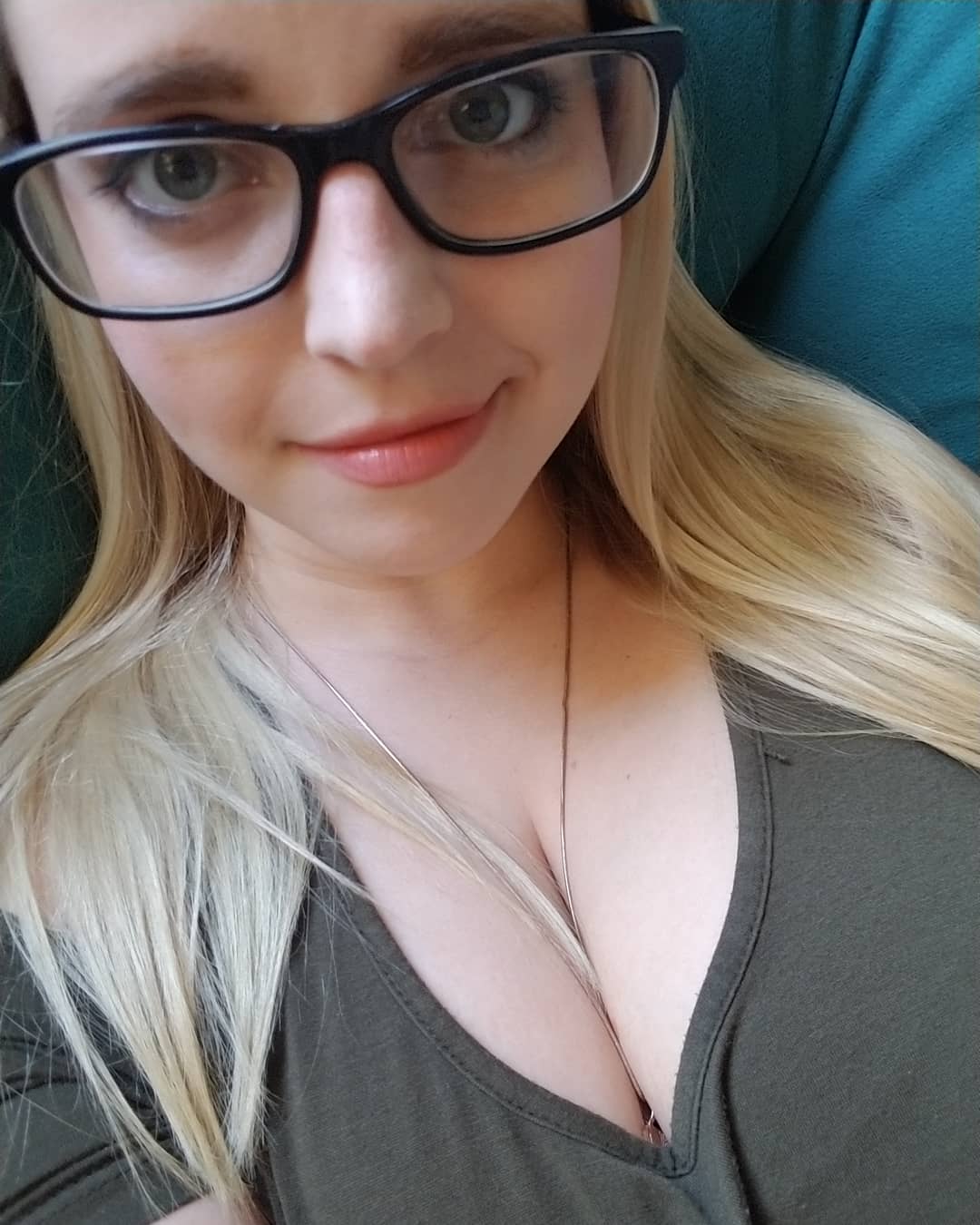 Codi Vore Close-Up | Scrolller