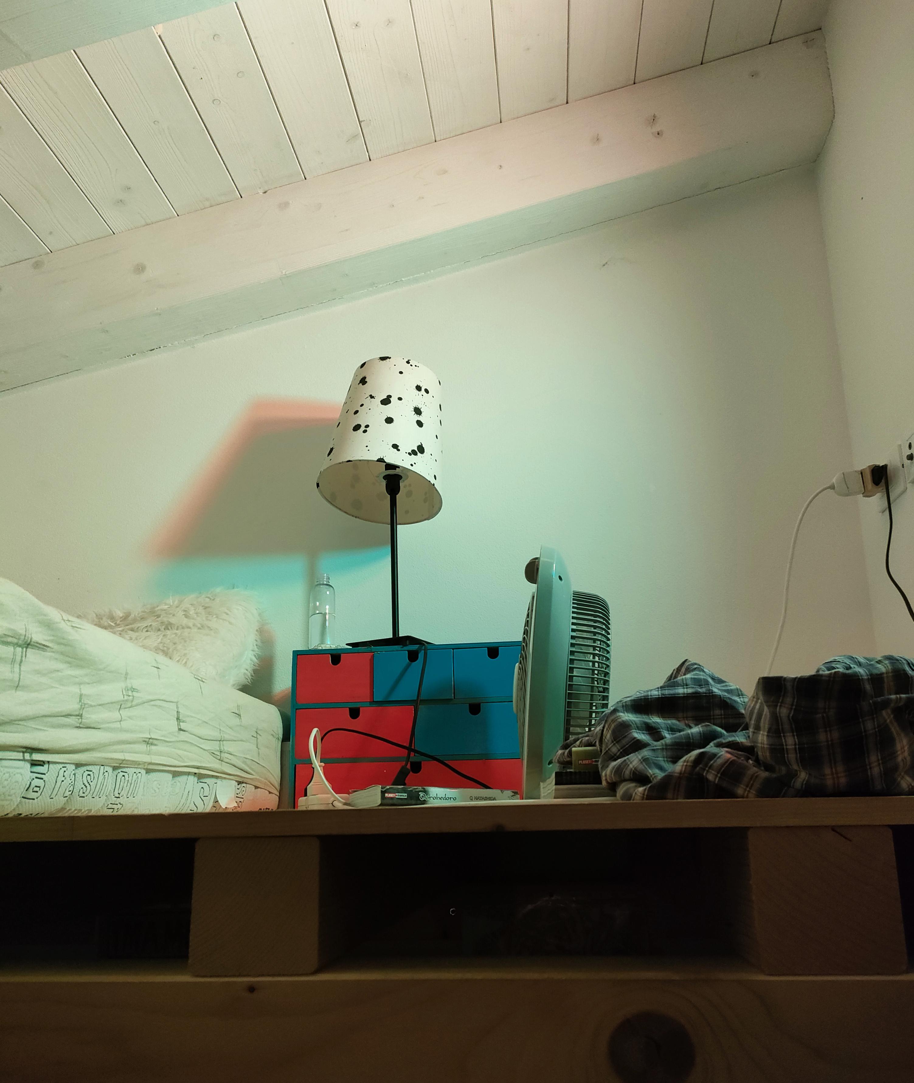 Colored shadow | Scrolller