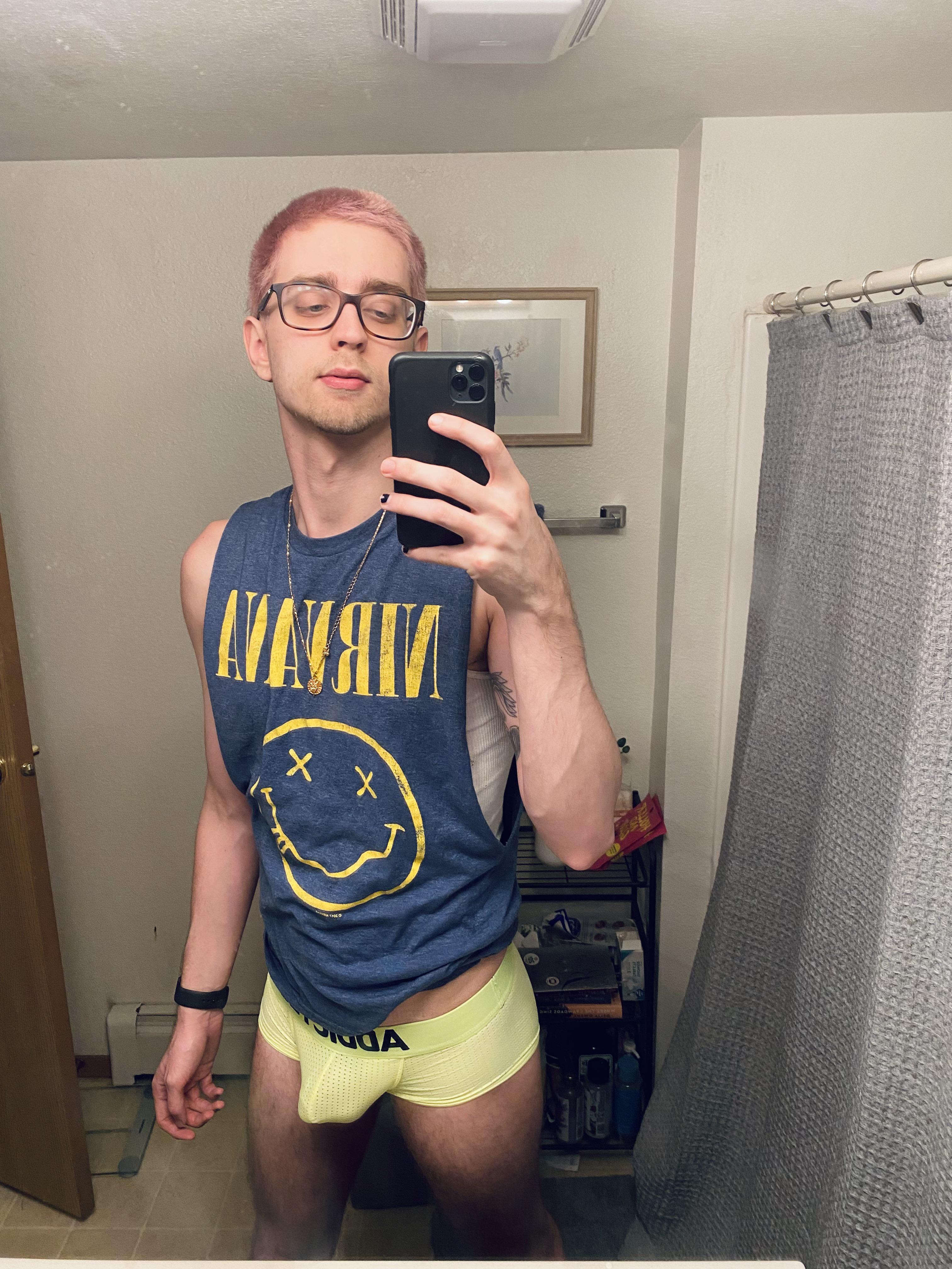 Come get addicted | Scrolller