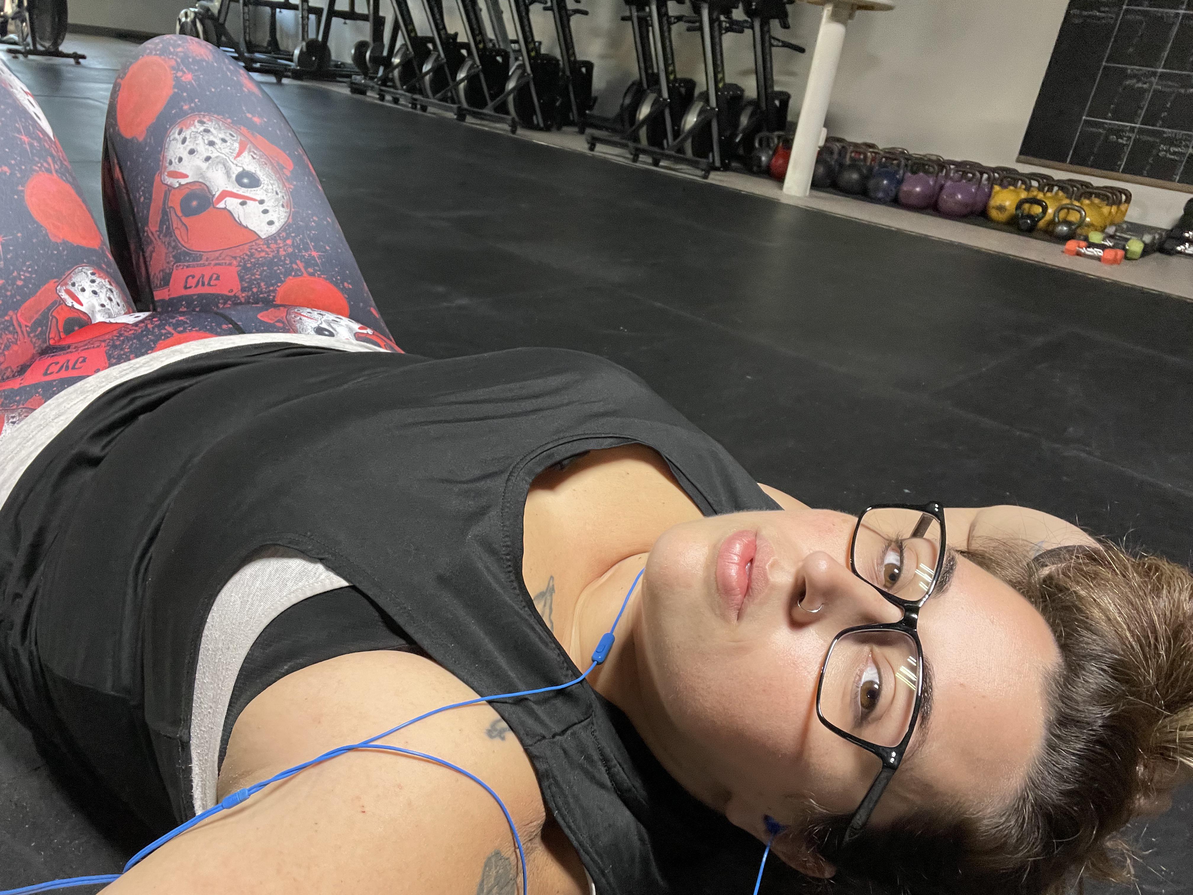 Come work me out…I mean 😏 | Scrolller