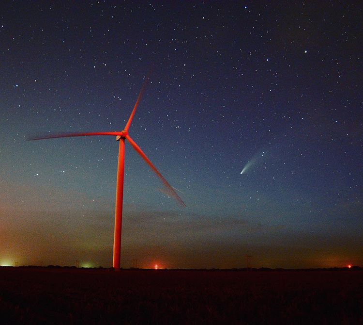 Comet NEOWISE as seen cruising above rural Willacy County | Scrolller