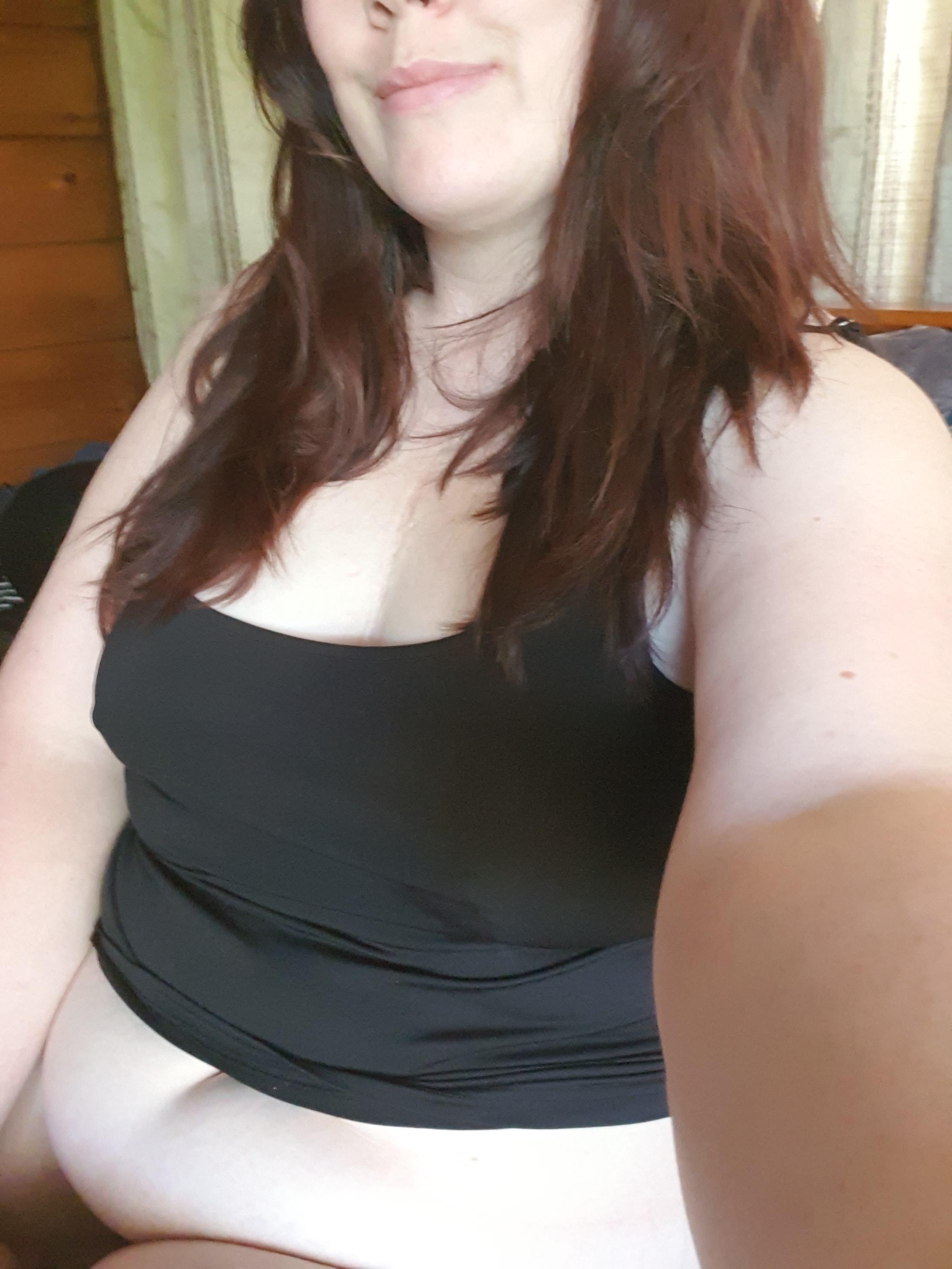 Comfy Saturday afternoon with no bra, messy hair and my cute tummy x | Scrolller