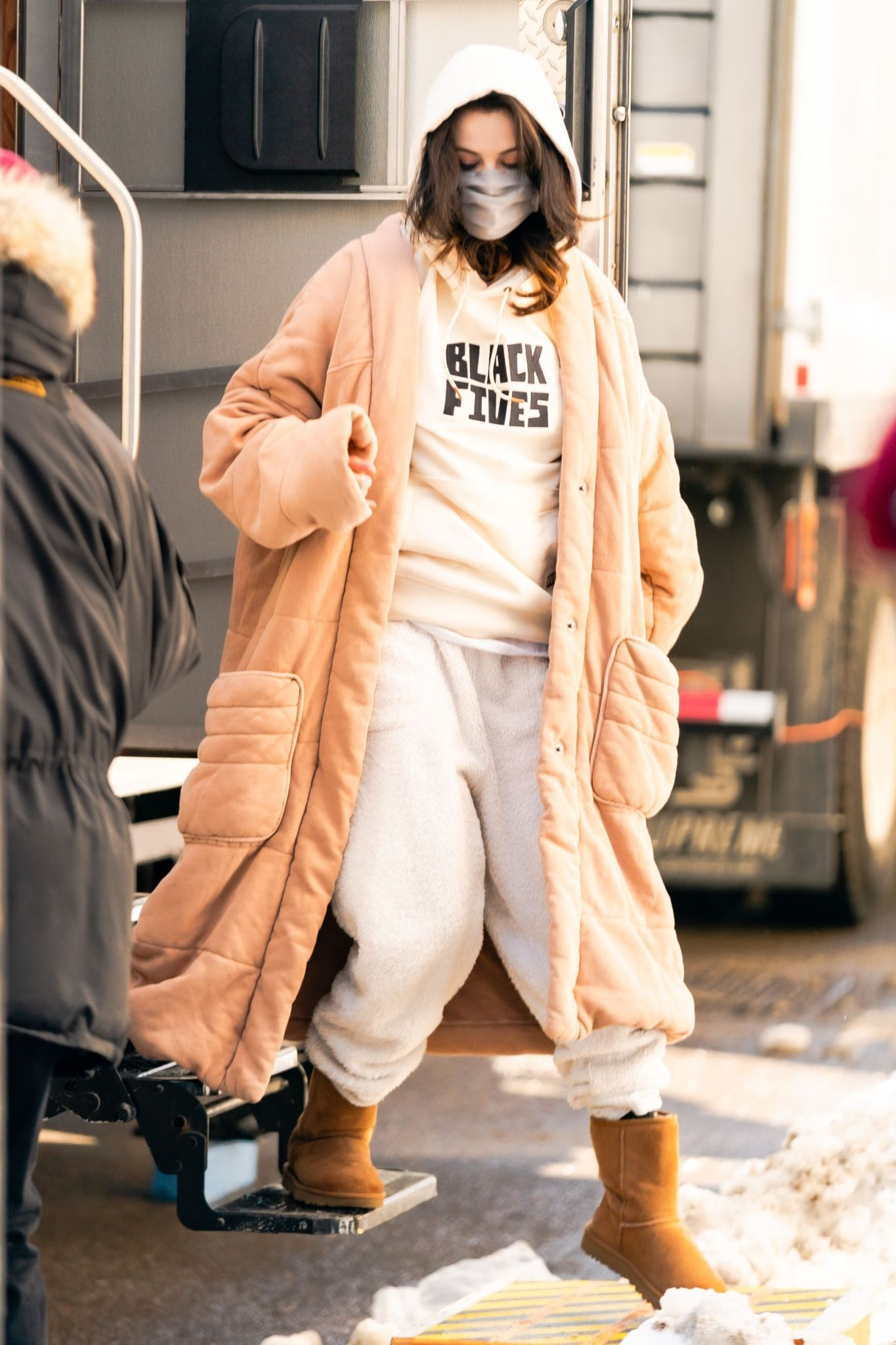 Comfy While On Set Today In New York | Scrolller