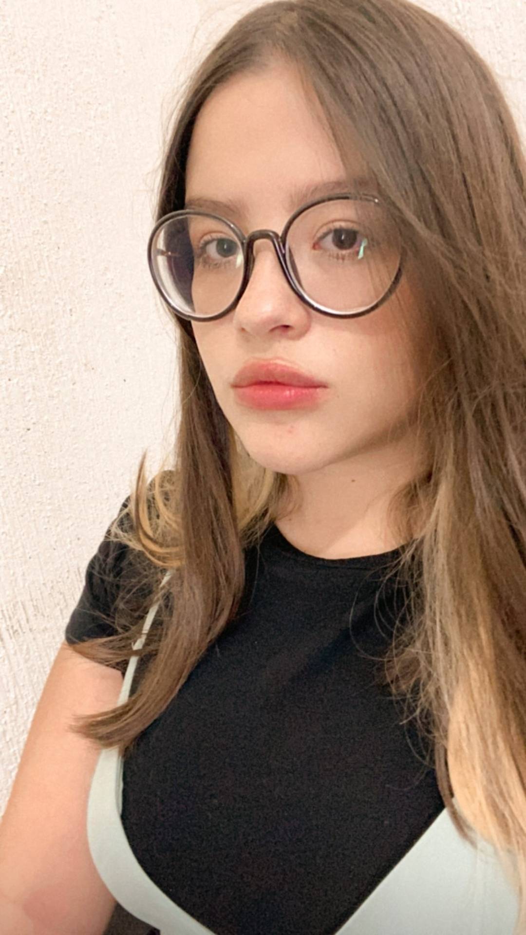 Como Para Llenarle Esa Cara De Puta Con Lechita Espesa💦 Scrolller